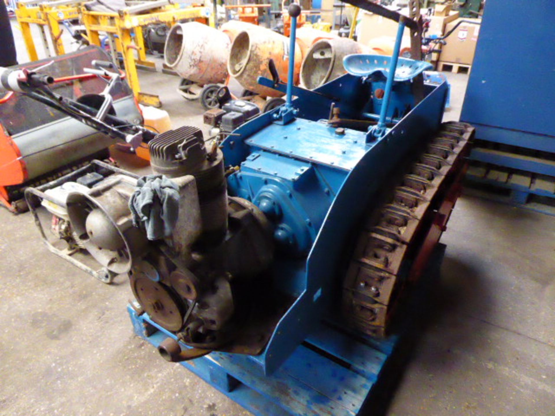 Ransomes MG tracked crawler with 2 stroke diesel engine
