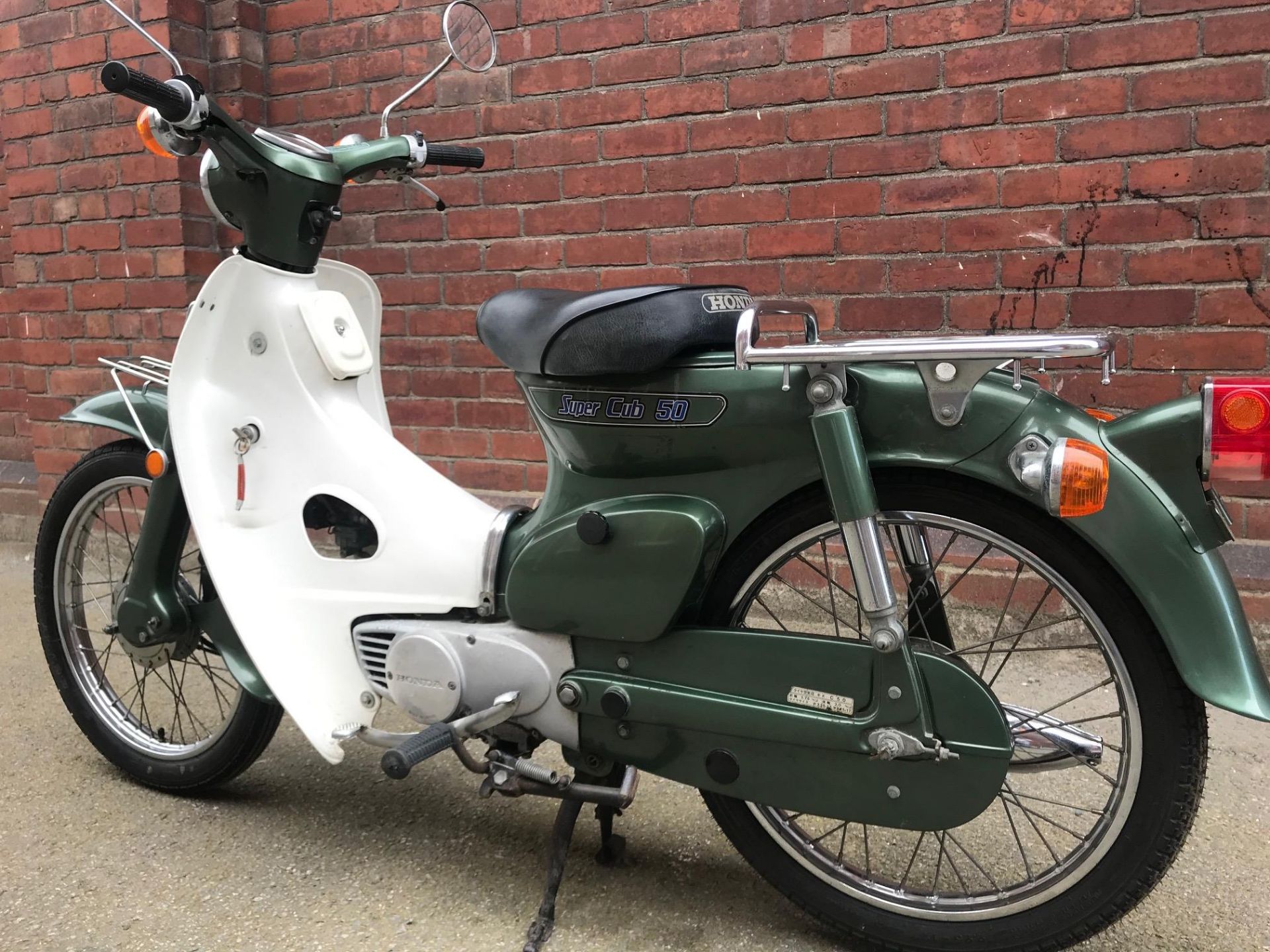 1976 Honda Super Cub C50 6V 3221880 3,419km 2,123 miles Registration ...