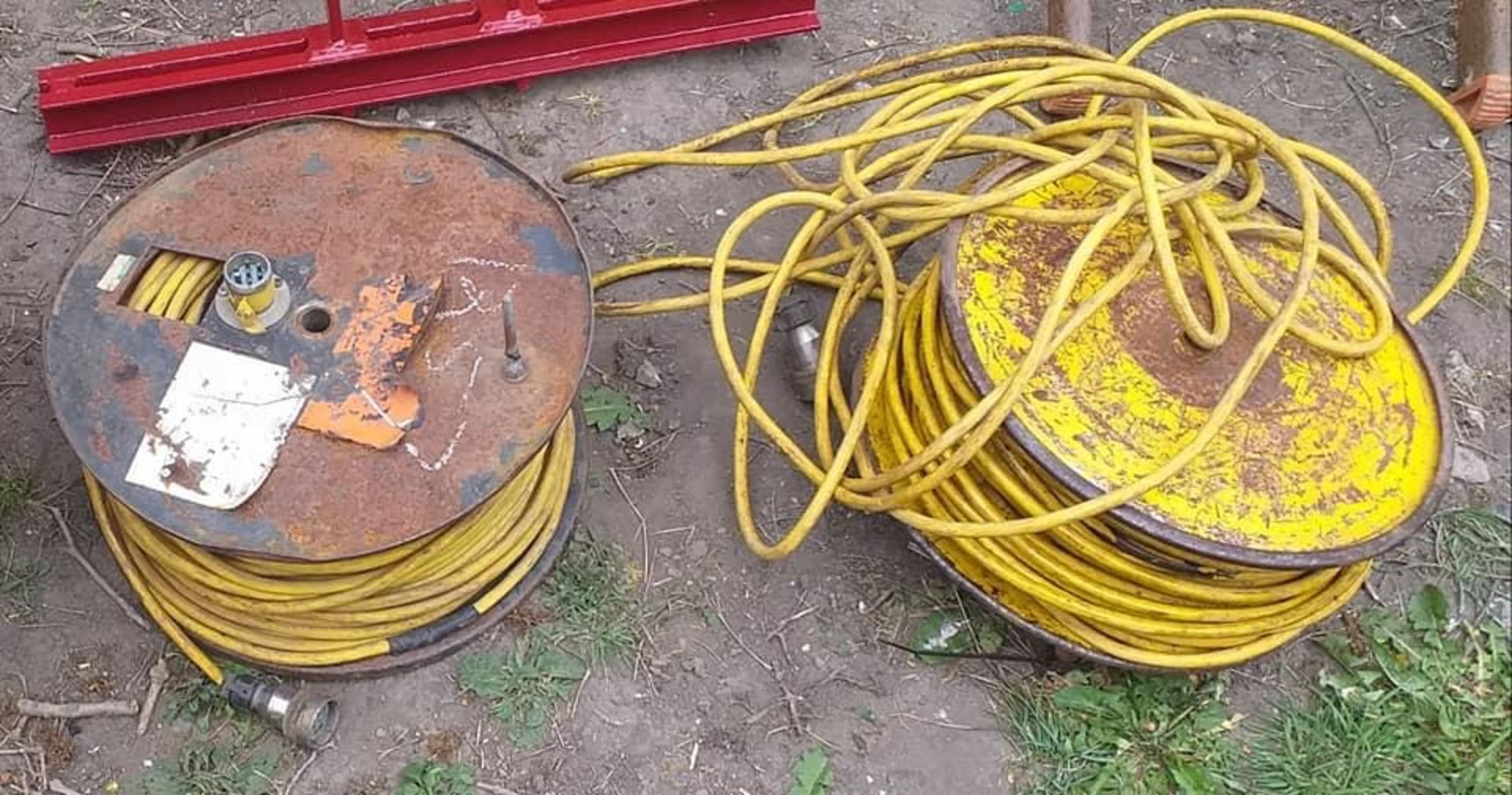 2 x 40-meter cable reels 7 core wire for trailer boards 2 x 40 meter ...