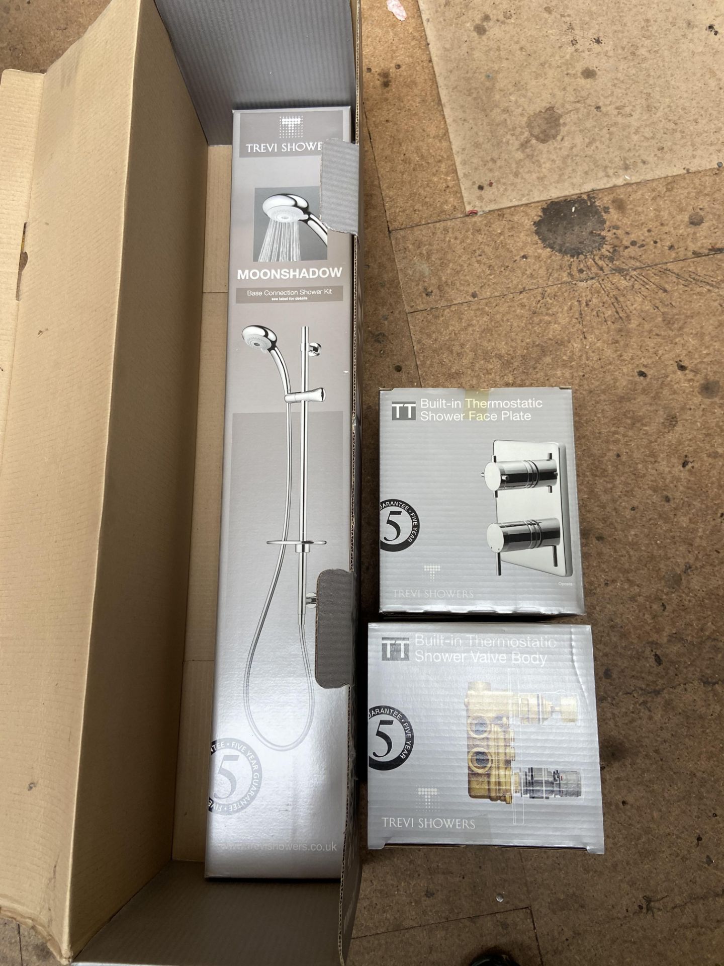 6 x Trevi Showers 6 trevi showers - RRP £500 each - details to follow ...