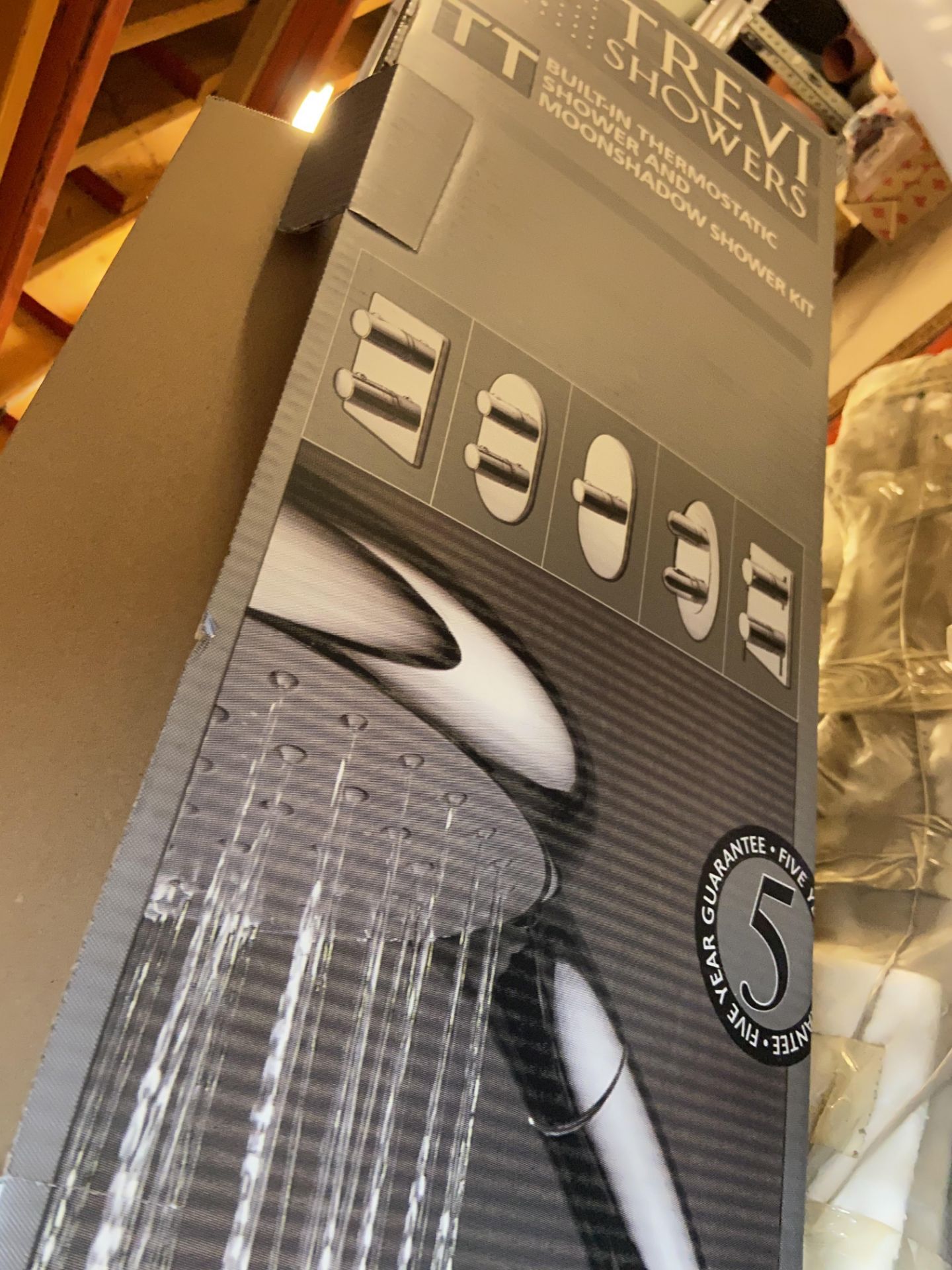 6 x Trevi Showers 6 trevi showers - RRP £500 each - details to follow ...