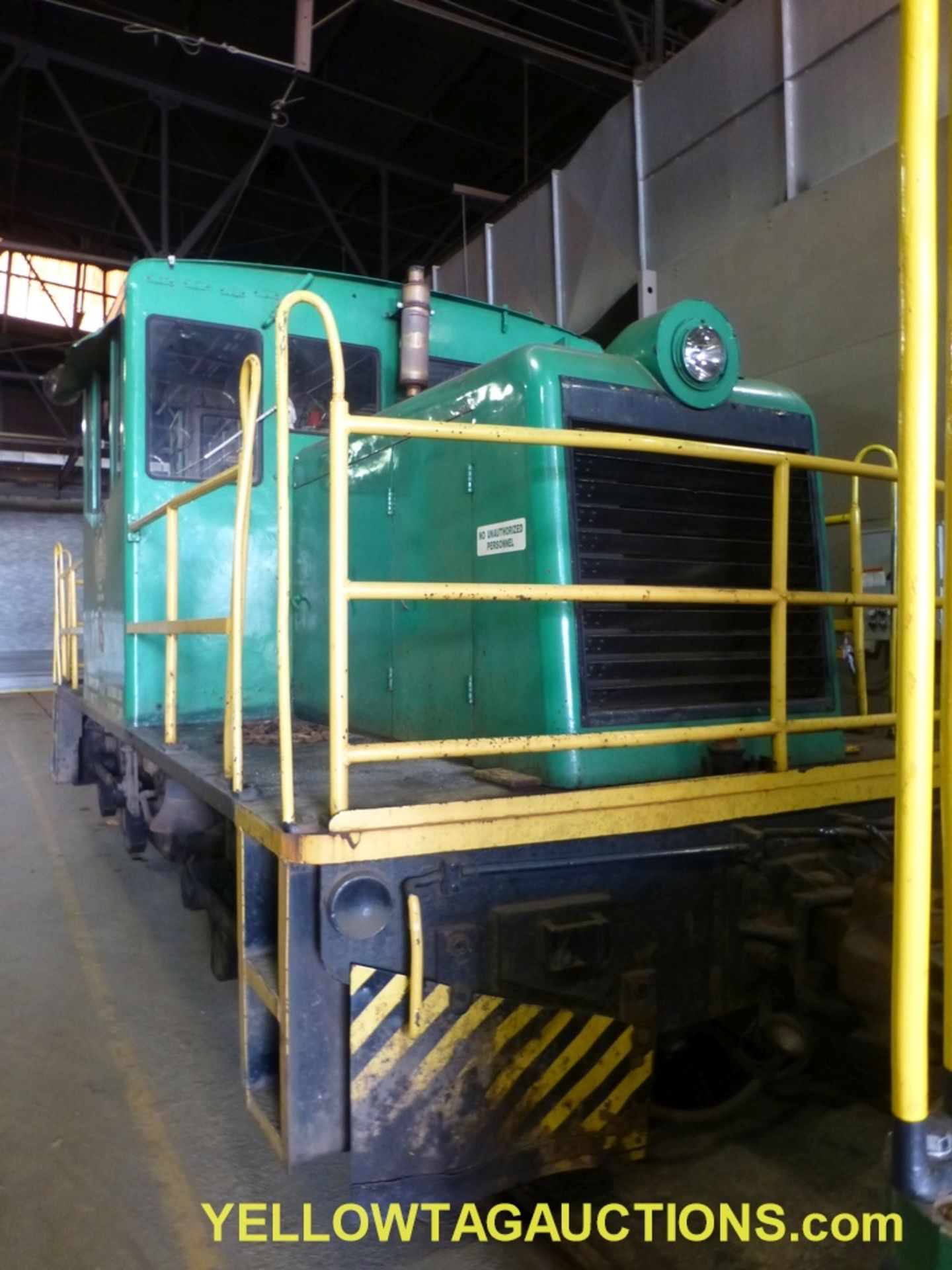 GE Diesel Electric Locomotive | Class: BB 90/90 5GE733; Serial No ...