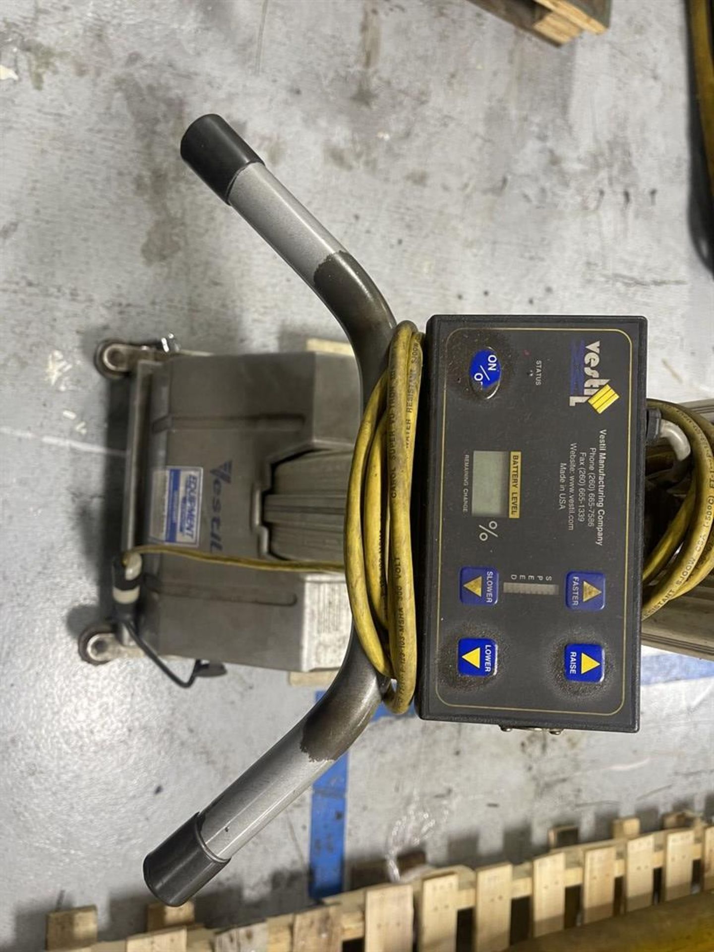 VESTIL PEL-100-A Lift Cart, 125 Lb. Capacity