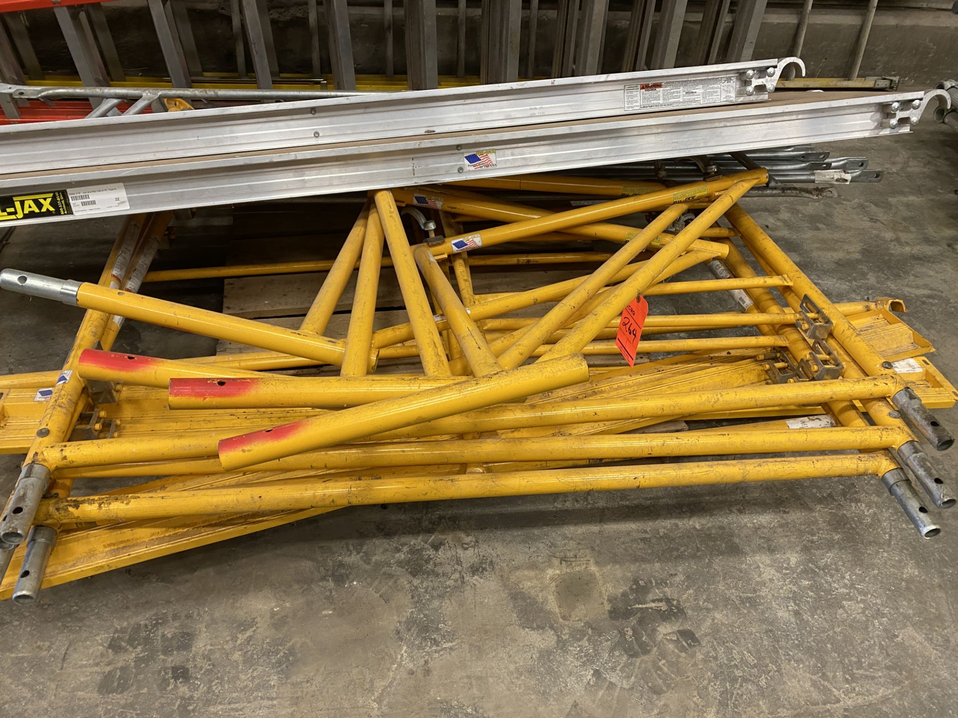 Bil-Jax rollings scaffolding system, including 4 sides, cantilever ...