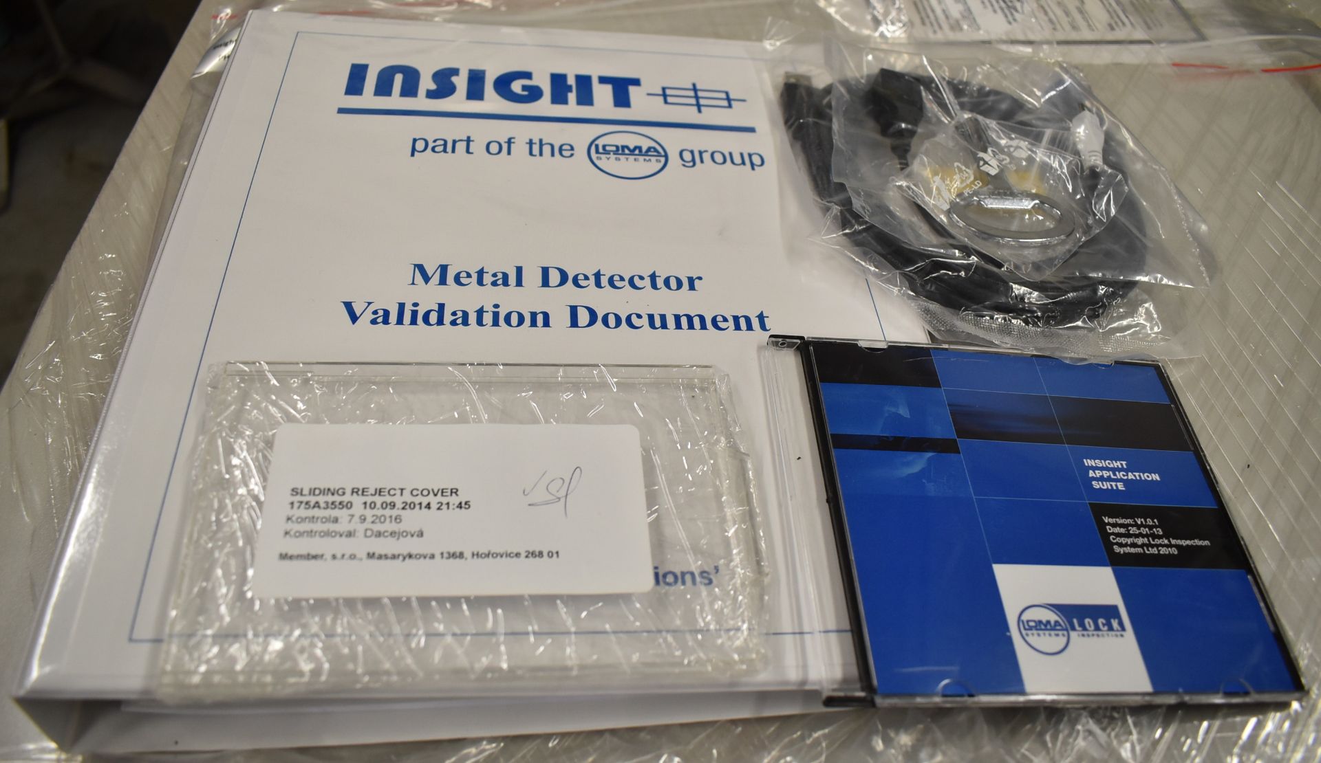 LOMA SYSTEMS (2016) INSIGHT THROUGH-TYPE METAL DETECTOR WITH 1.5"X3.75 ...