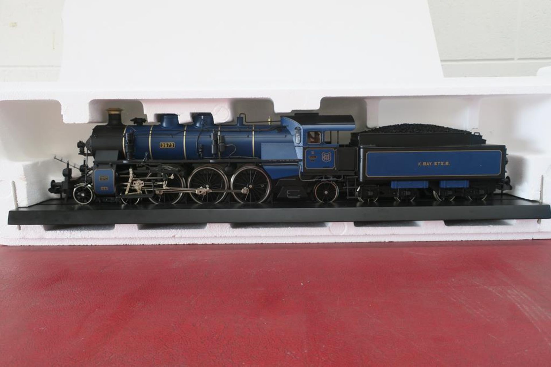 Marklin 54562 - Gauge1- Locomotive and tender with sound. Royal ...