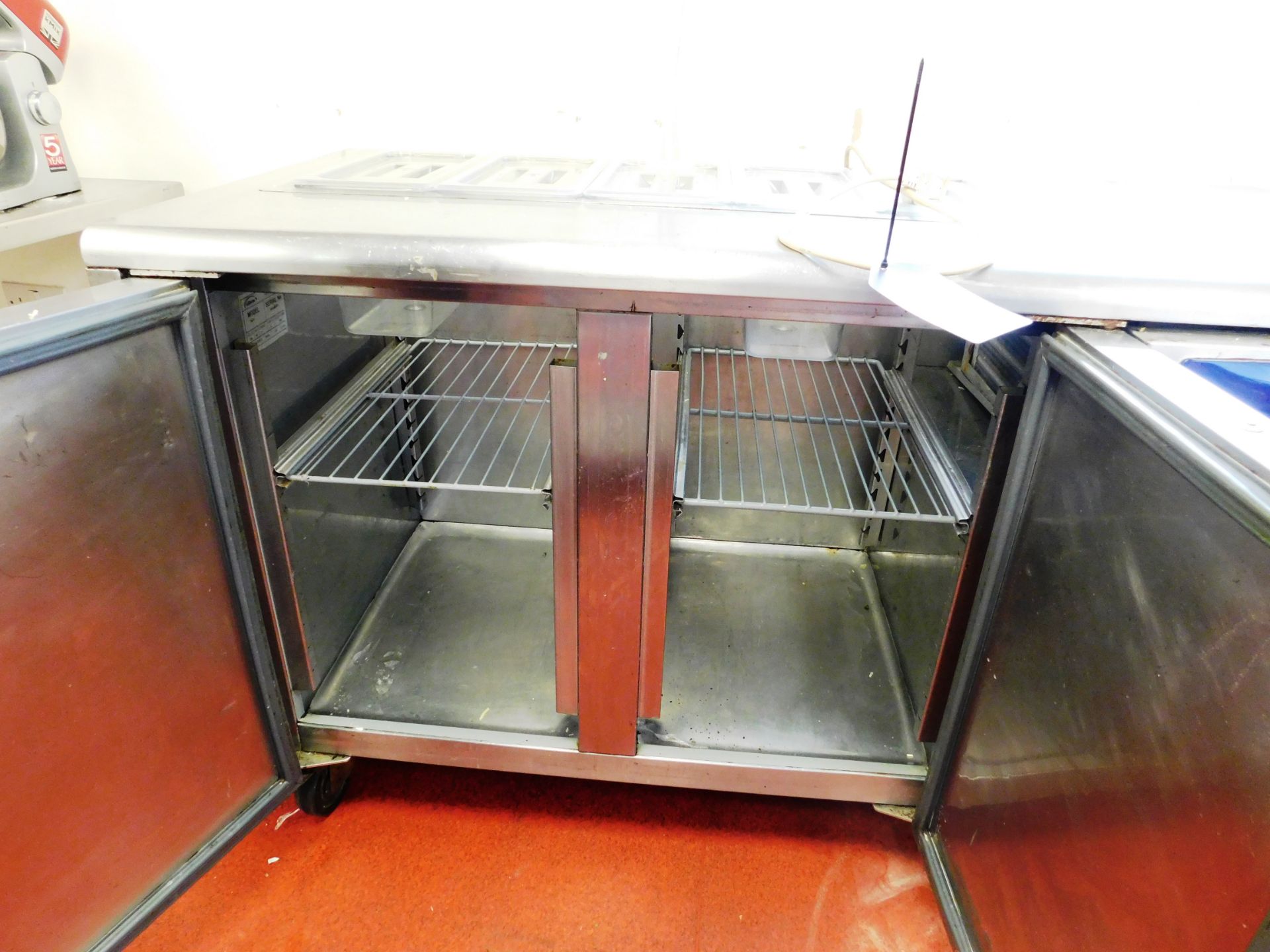Williams HO2U 240V Three Door Chiller Unit with Five Hatch Counter Servers