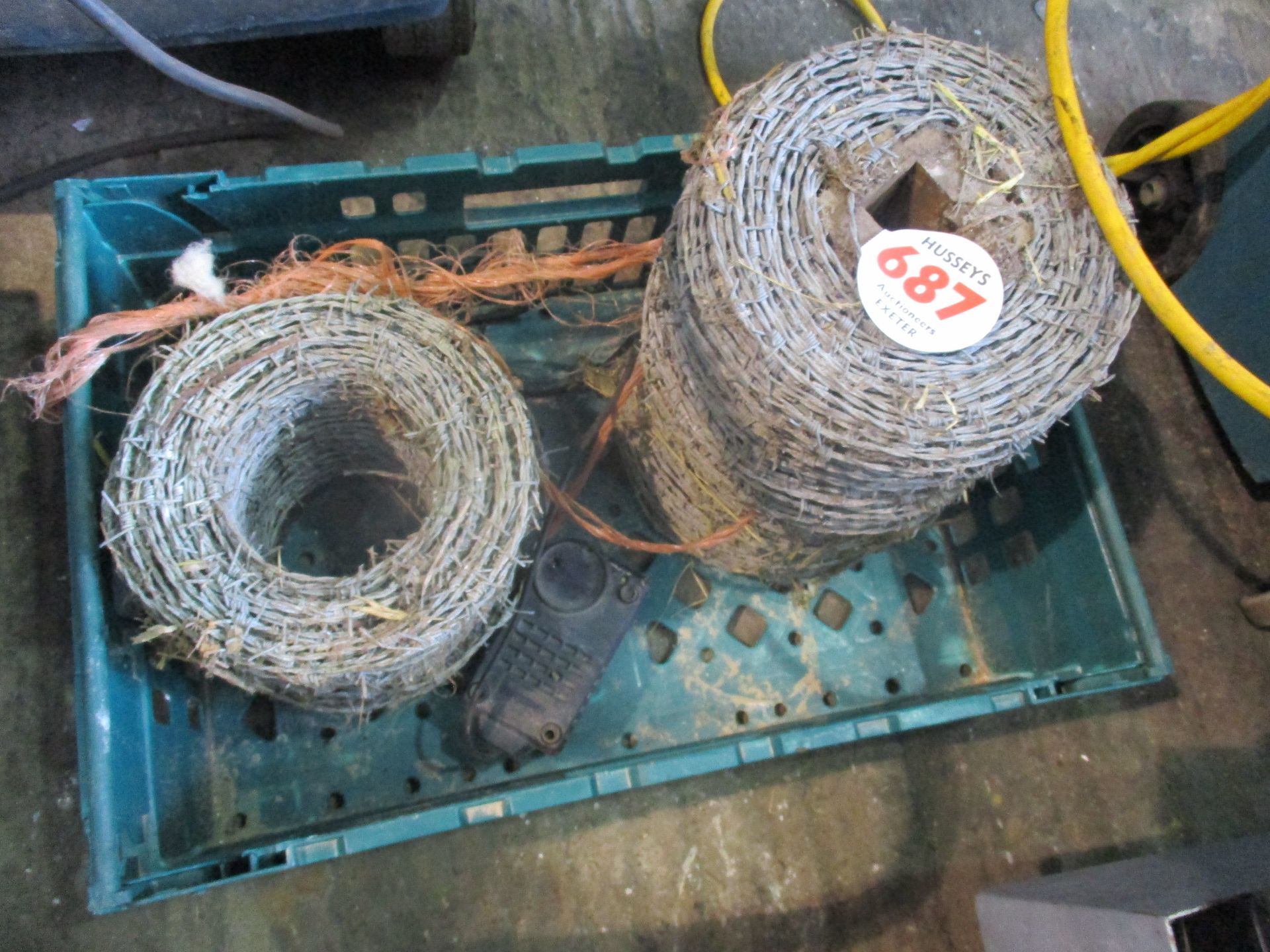 BARBED WIRE *** No Vat On Hammer - Auctioneers Margin Scheme Lot ...