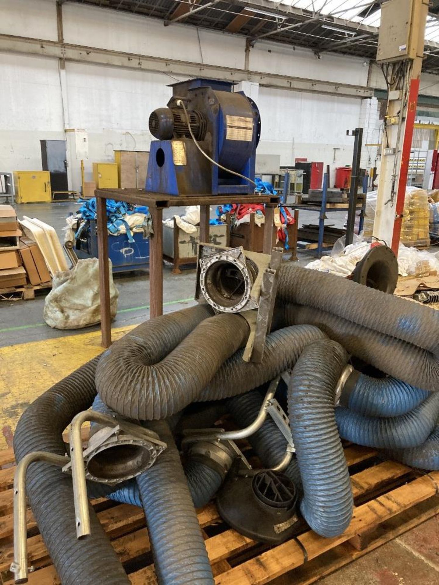 RHF Extraction Fan & (5) Nederman Extraction Ducts & Brackets