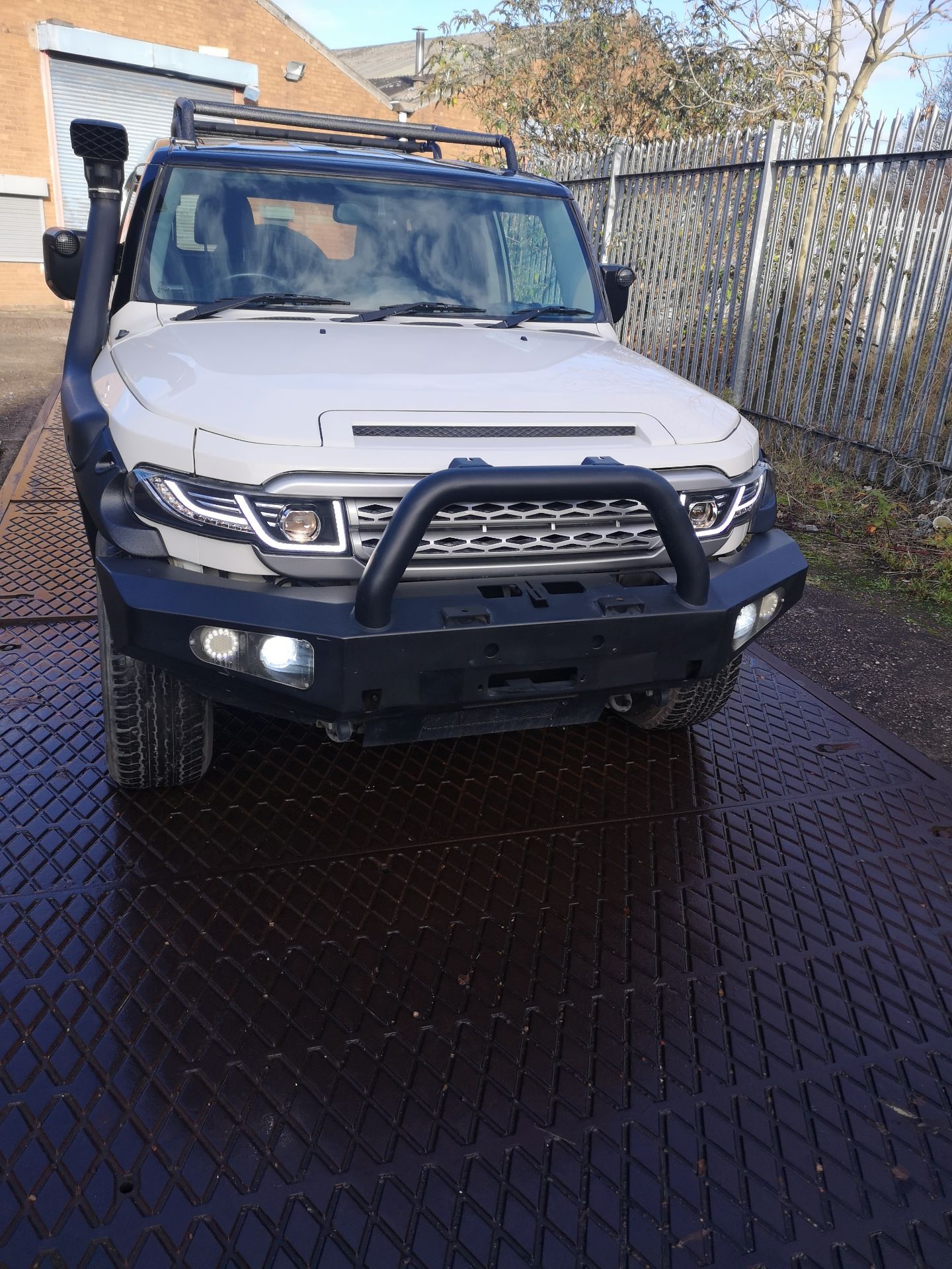 White RHD Toyota FJ Cruiser 4.0 Petrol 2014, RHD Only 41’135 Miles LED ...