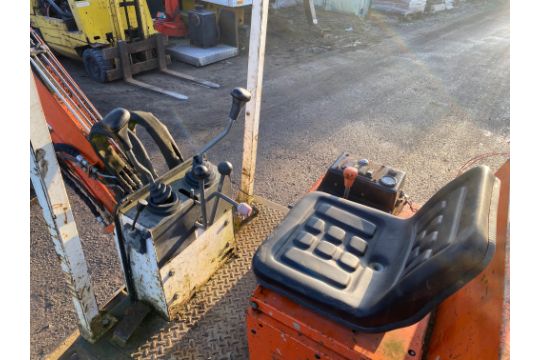 KHP - 1995 PEL JOB EB12.4 MINI DIGGER, COMES WITH 3 BUCKETS, STARTS ...