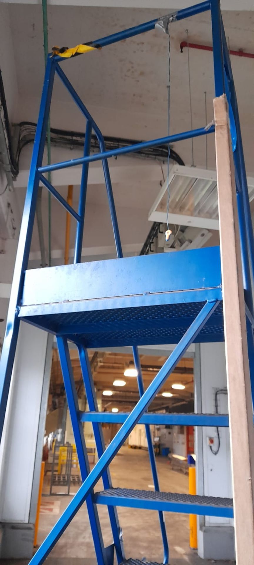 Moveable staircase 8 steps, platform 2m h, 150d 60w Appraisal: Used ...