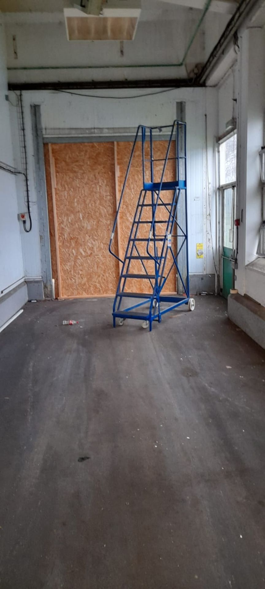 Moveable staircase 8 steps, platform 2m h, 150d 60w Appraisal: Used ...