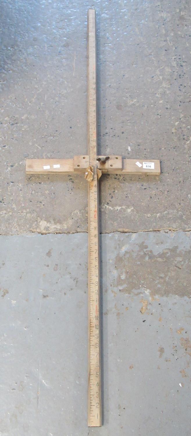 Cowley automatic surveyors level with tripod and measuring gauge. (B.P ...