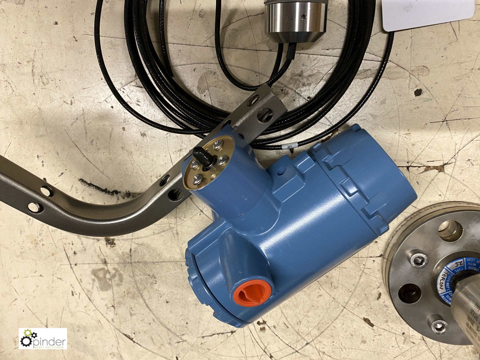 Rosemount 8800 Vortex flowmeter c/w remote head, 1” ASA 150 RF, Body ...