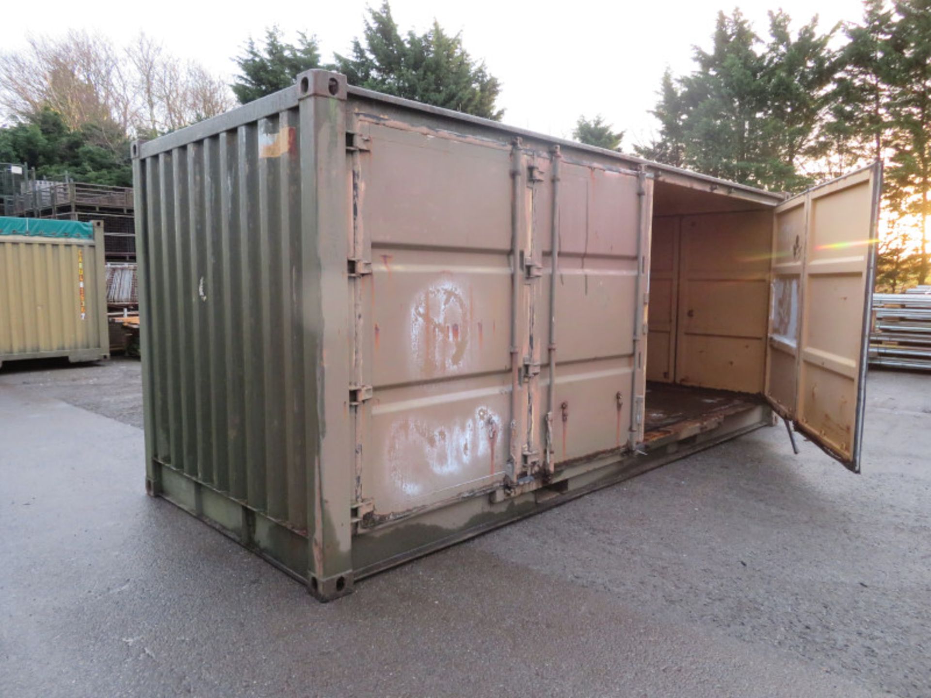 20ft Side and end opening Iso container - 8ft x 8ft x 20ft External ...