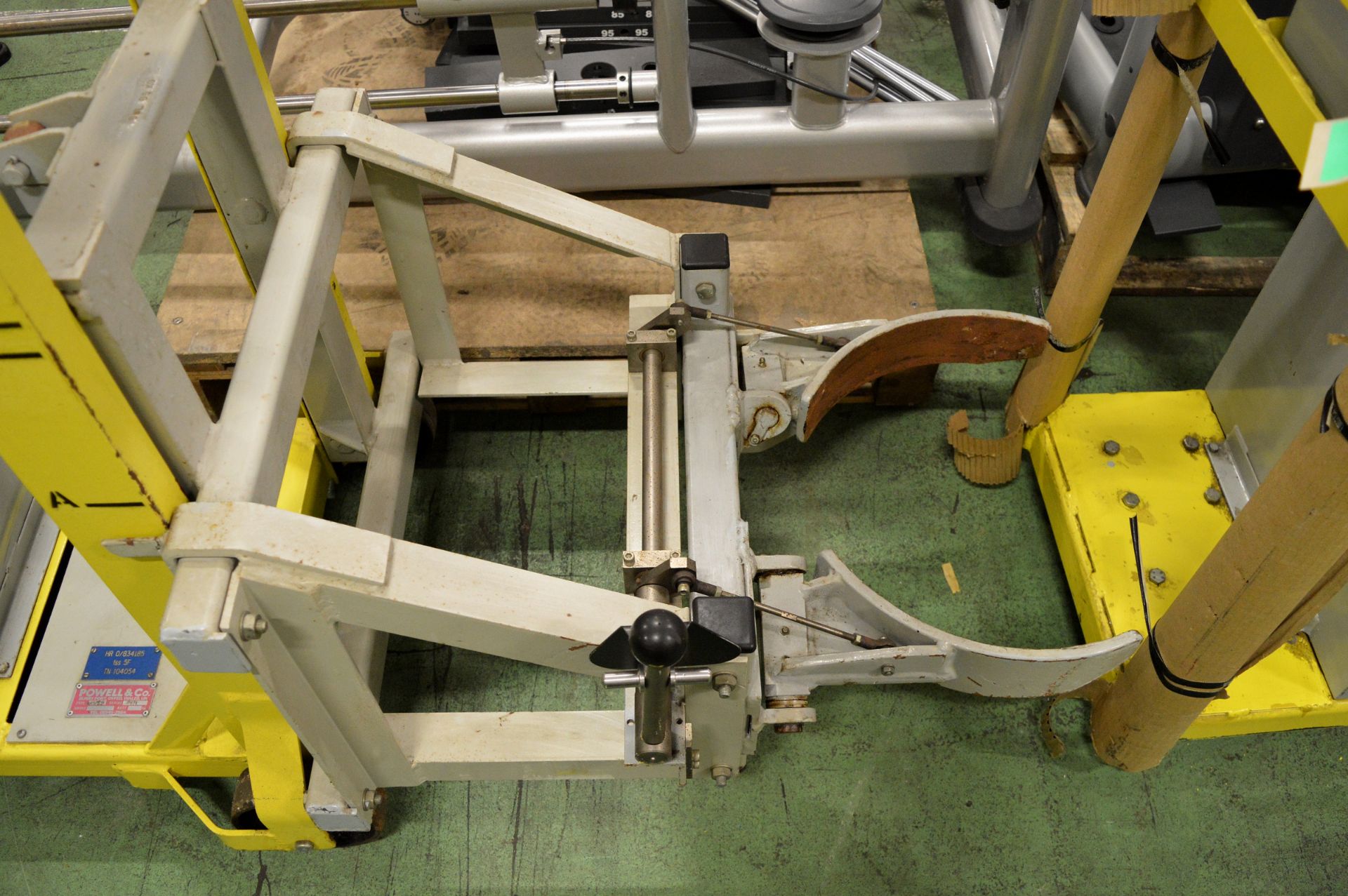 Powell Hydraulic Drum Lifters Swl - 65Kg - L700 x W600 x H1300mm