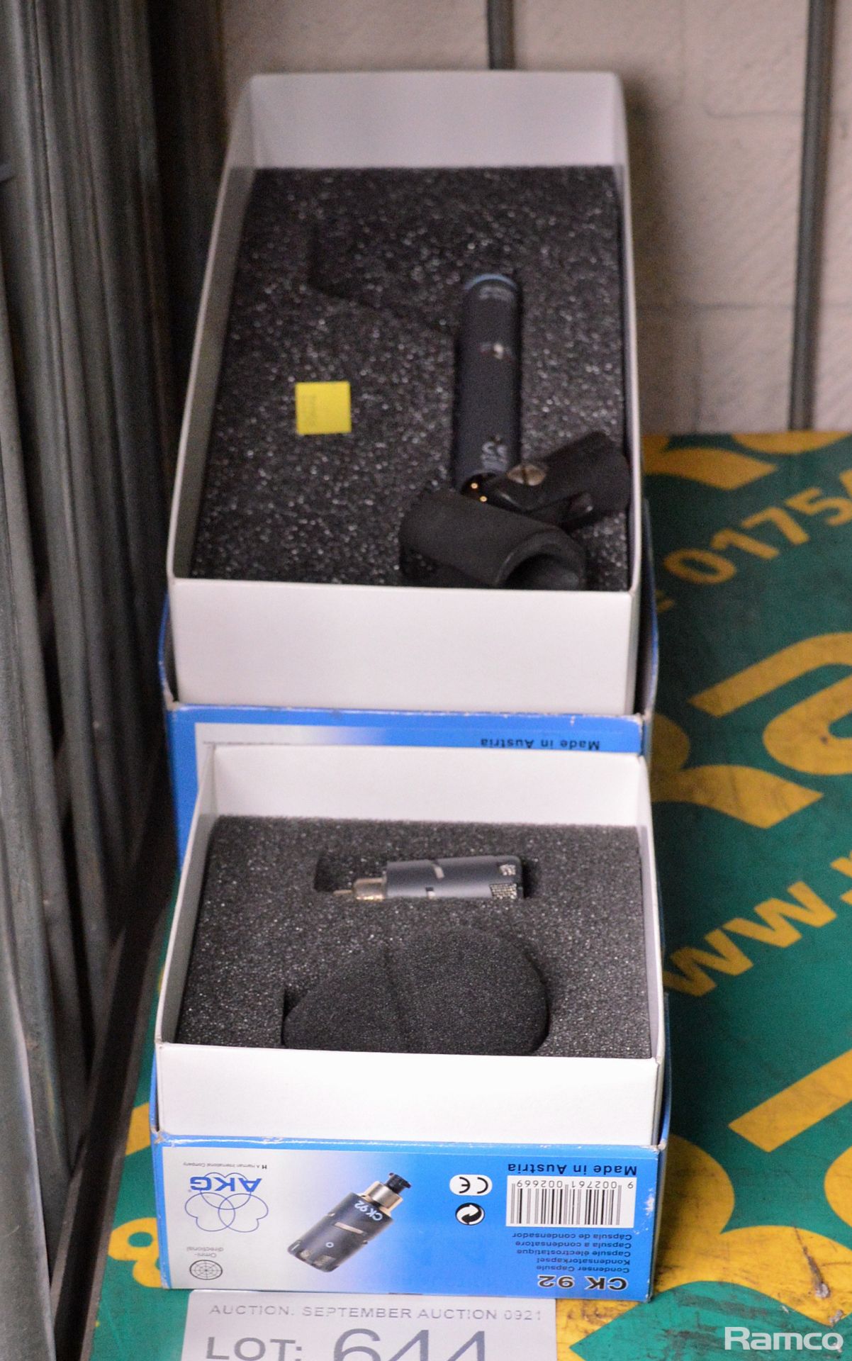 AKG SE300B / CK92 Microphone Set