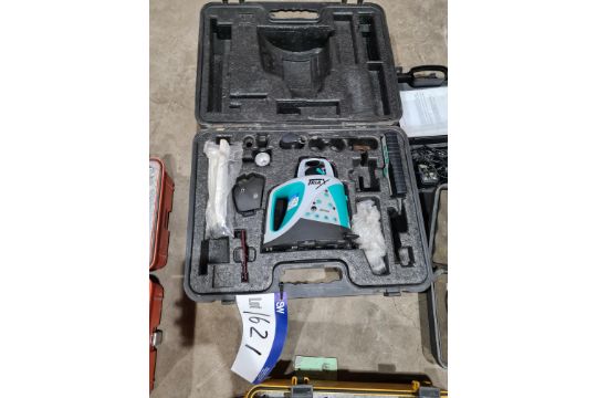 Triax MP400 Self Levelling Multi-Purpose Laser, with carry casePlease ...