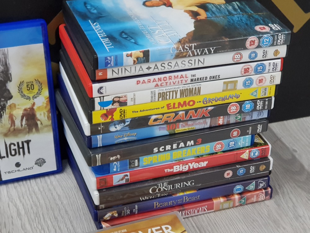 COLLECTION OF DVDS, XBOX GAMES AND PLAYSTATION 4 GAMES INCLUDING BATMAN ...