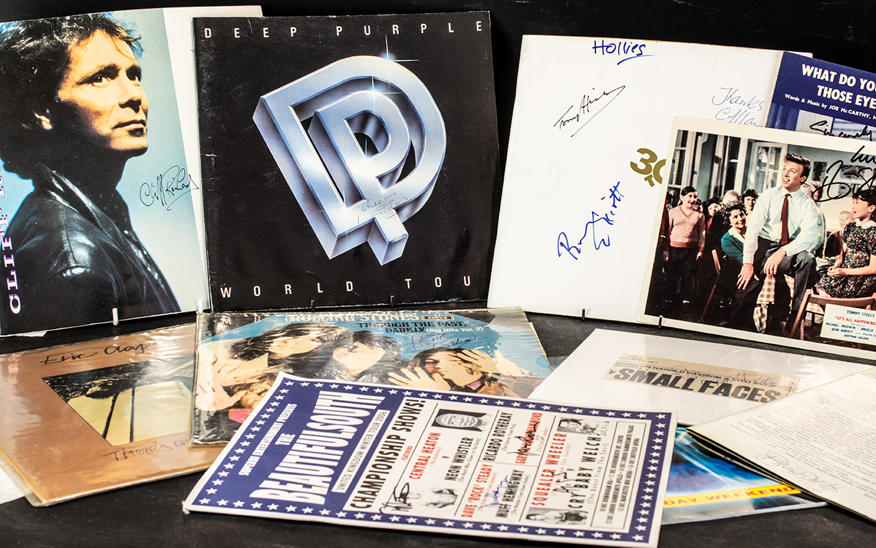 Pop Music Autographs on Programmes, Records and Photos. Wonderful ...