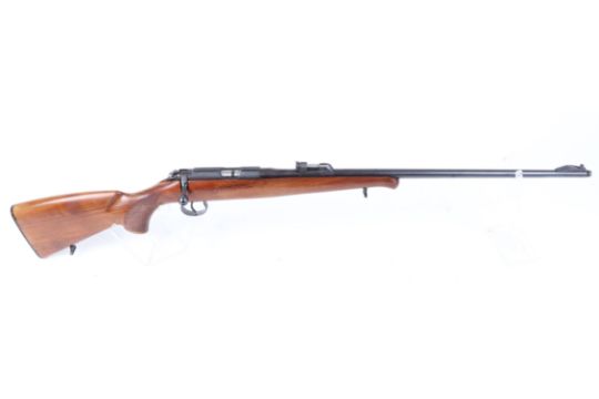 (S1) .22 CZ BRNO Model 2-E-H bolt action rifle, 25 ins barrel threaded ...