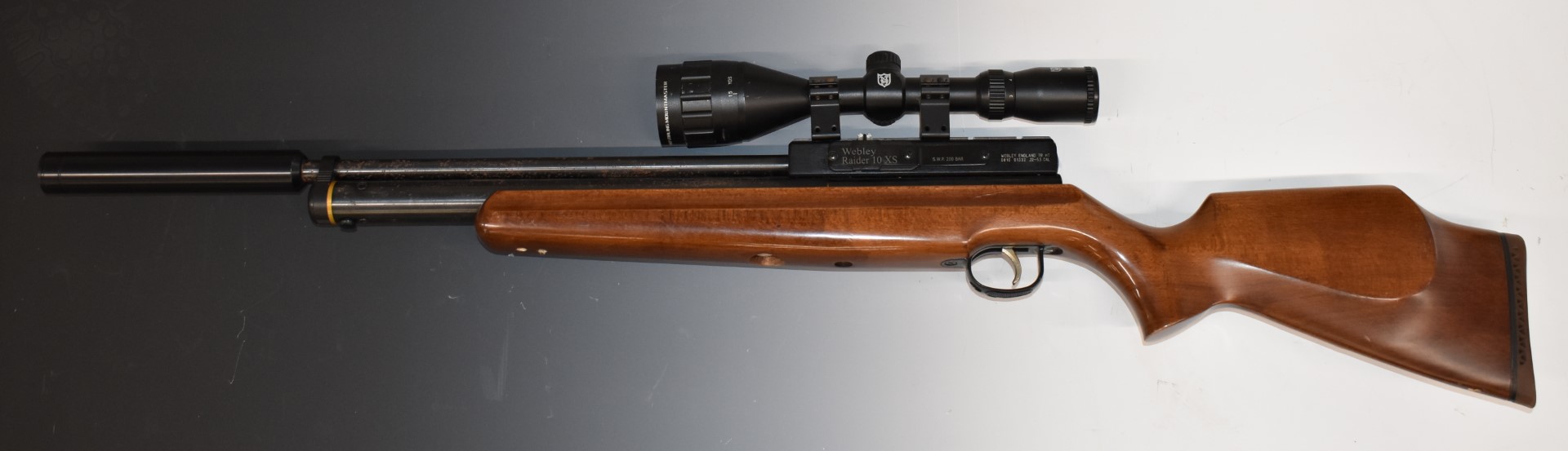 Webley Raider 10 XS PCP .22 PCP air rifle with semi-pistol grip, raised ...