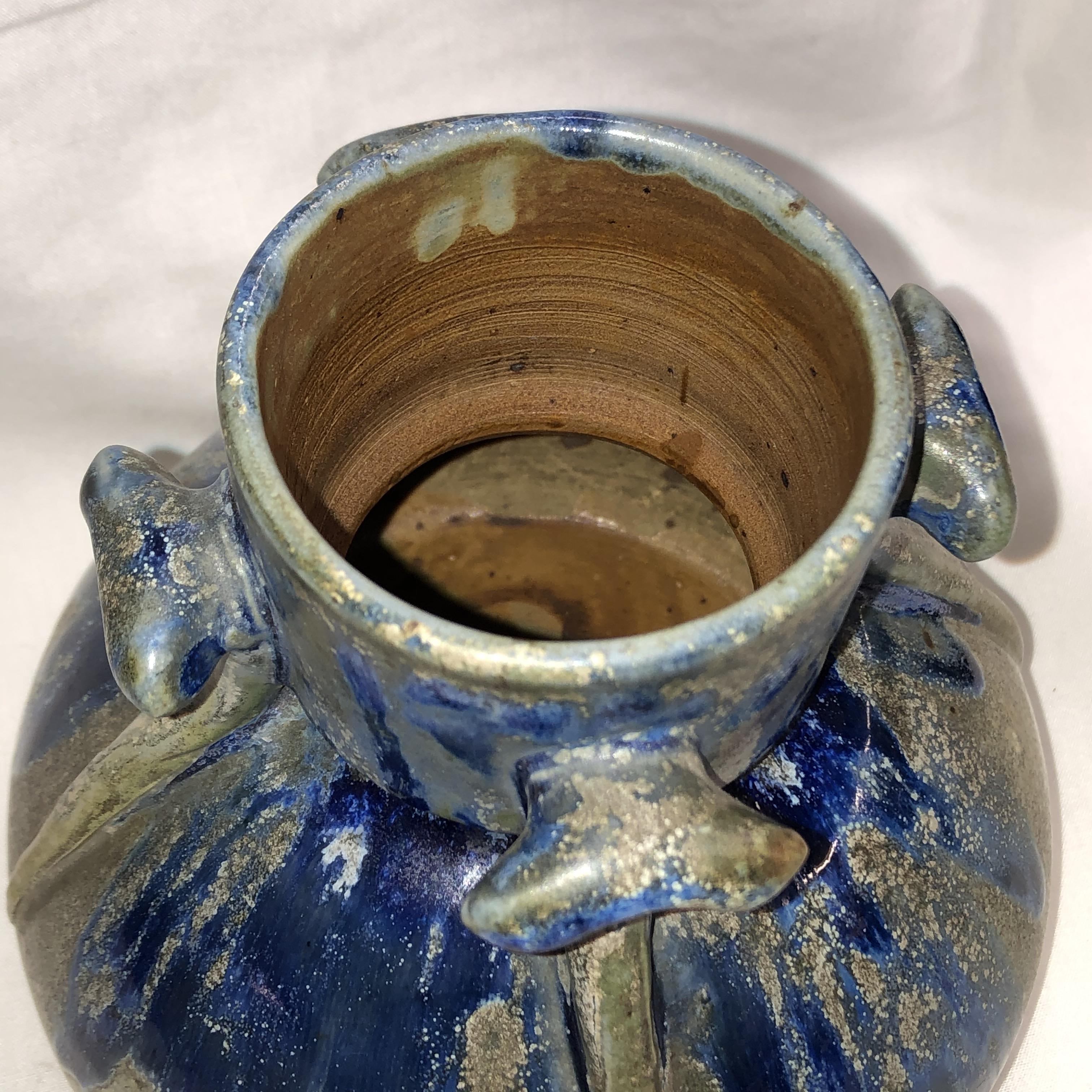ARTS AND CRAFTS POTTERY SQUAT BULBOUS VASE WITH BLUE FIRED DRIP GLAZE ...