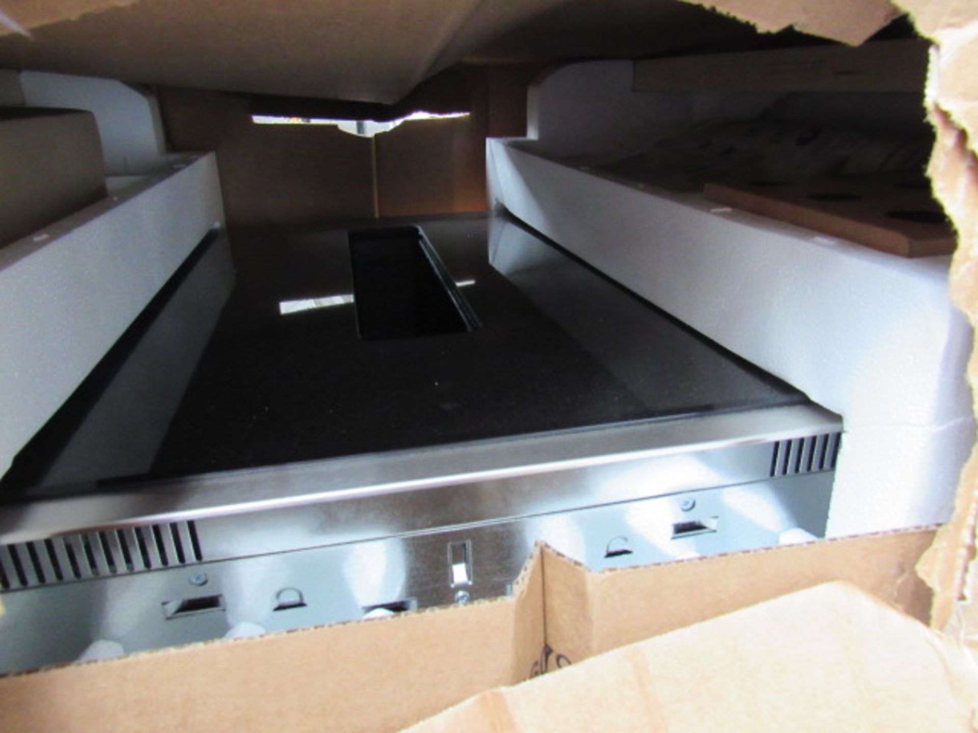 T58TL6EN2-B Neff Induction hob with extractor