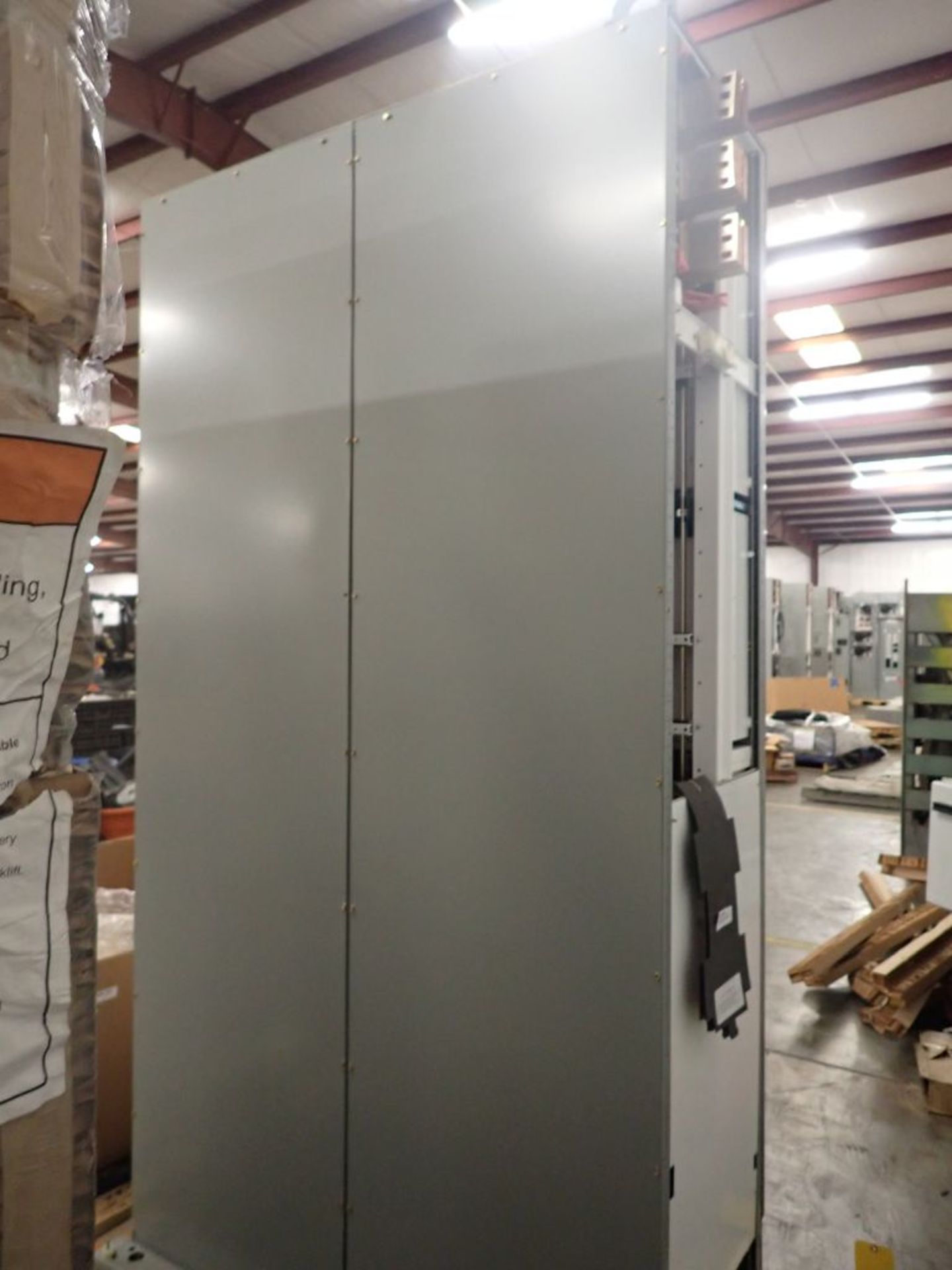 Eaton Freedom 2100 Series Motor Control Center | (2) F208-30A; (1) F208 ...
