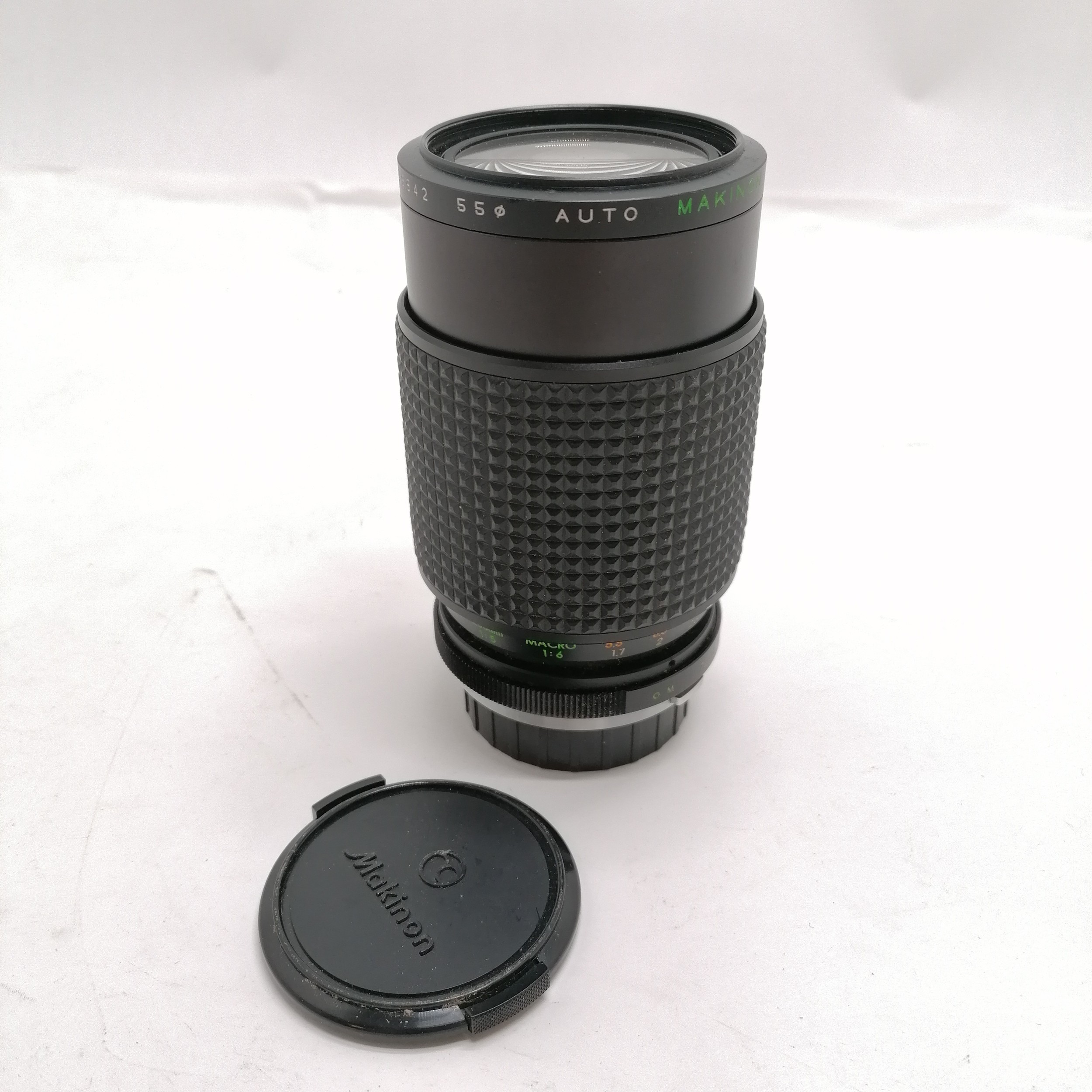 Makinon MC Zoom lens 1:4.5 f=80-200mm 8138942 55Φ Auto