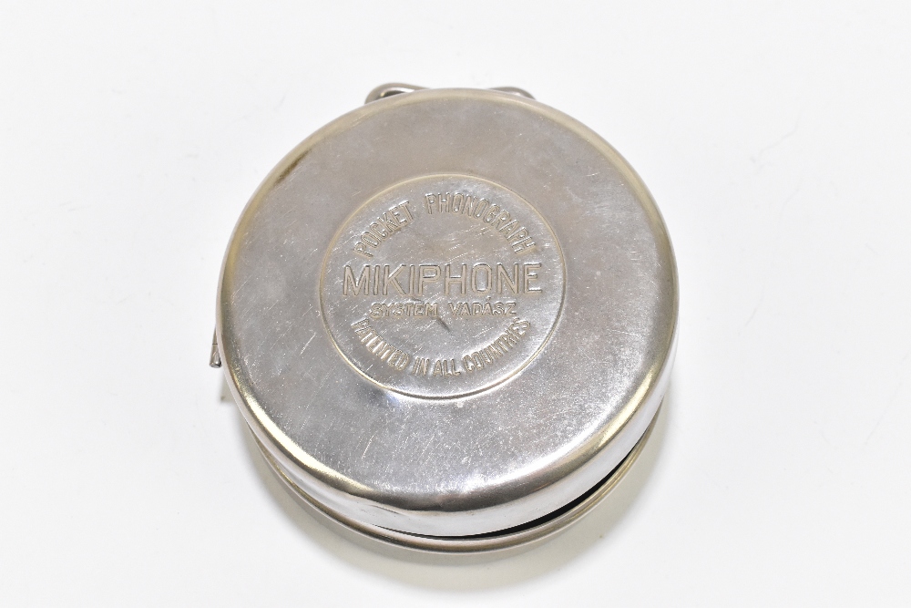 MIKIPHONE; a chrome pocket phonograph with needle head and plateau (3 ...