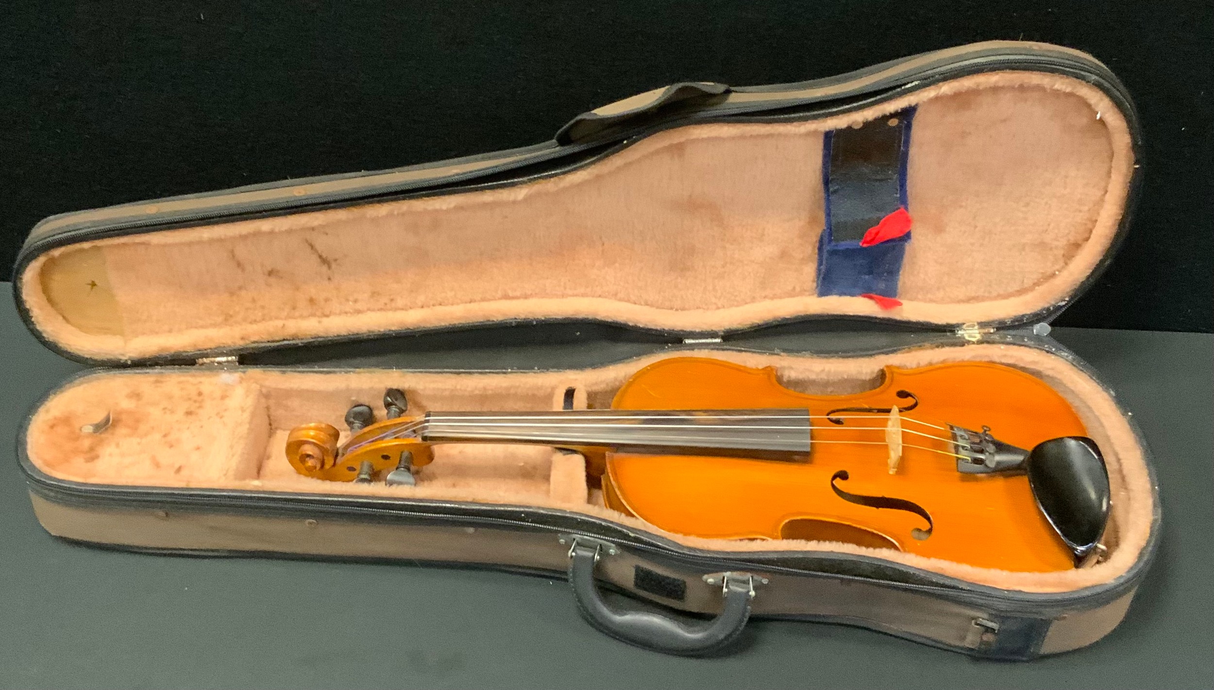 A German full size (4/4) violin by Michael Potscher, single piece back ...