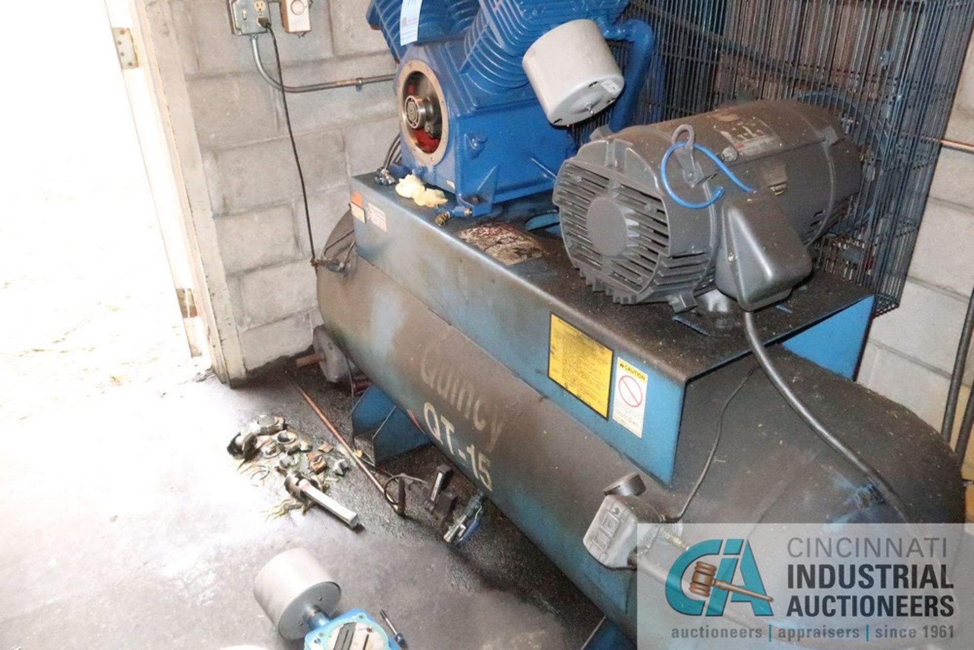15 HP QUINCY QT-15 HORIZONTAL TANK AIR COMPRESSOR *OUT OF SERVICE ...
