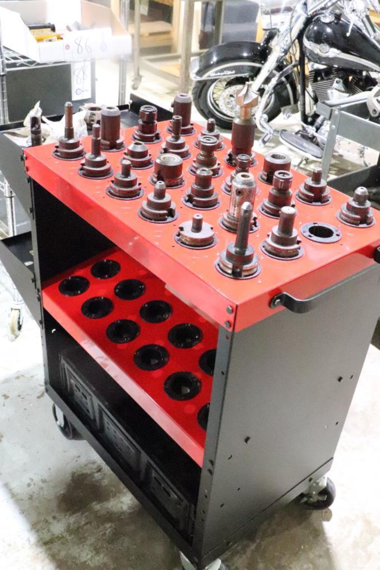 Cat 40 tool holders w/ cart