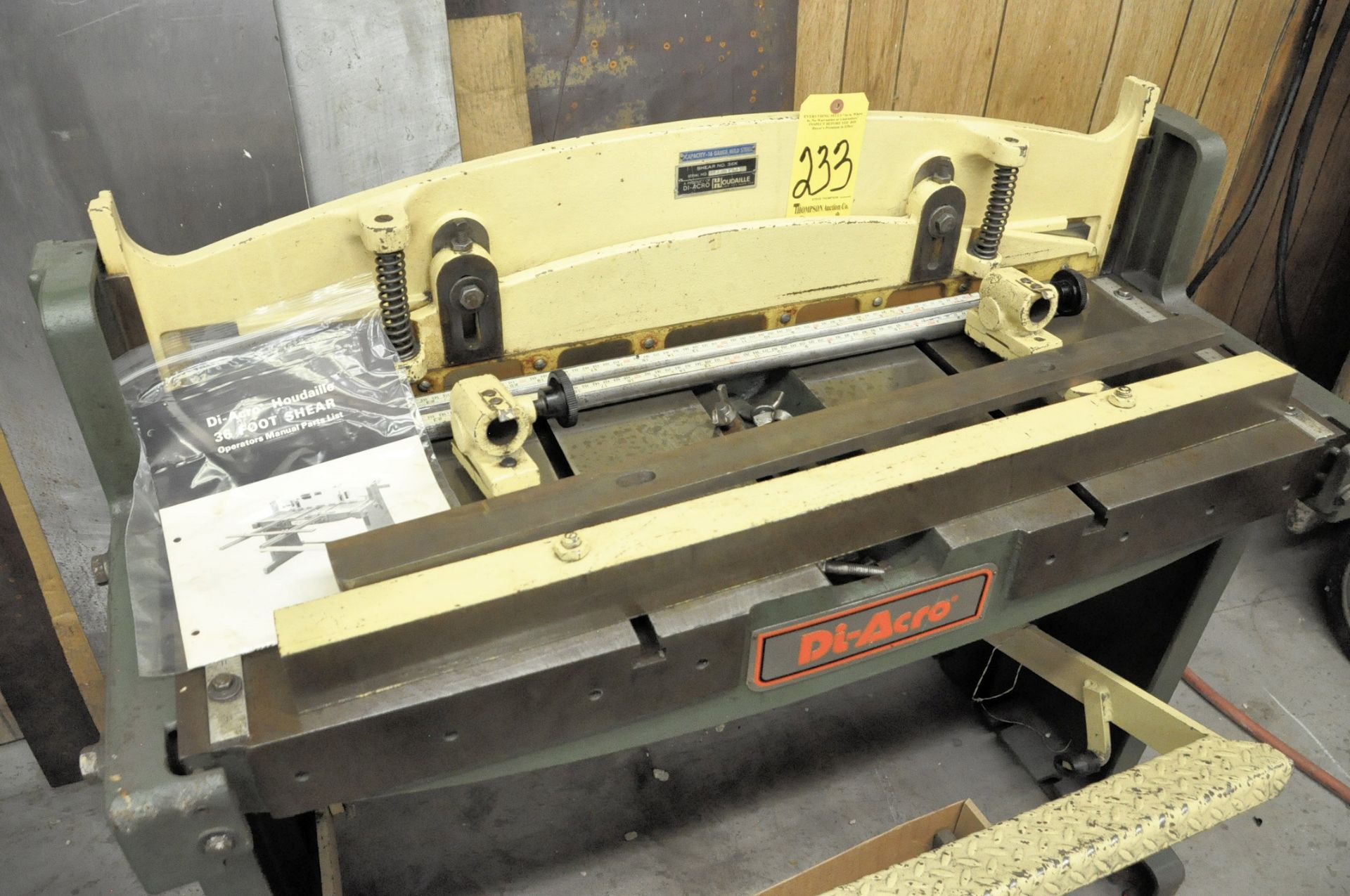 Di-Acro Houdaille Model 36K, 16-Gauge x 36" Mild Steel Foot Operated ...