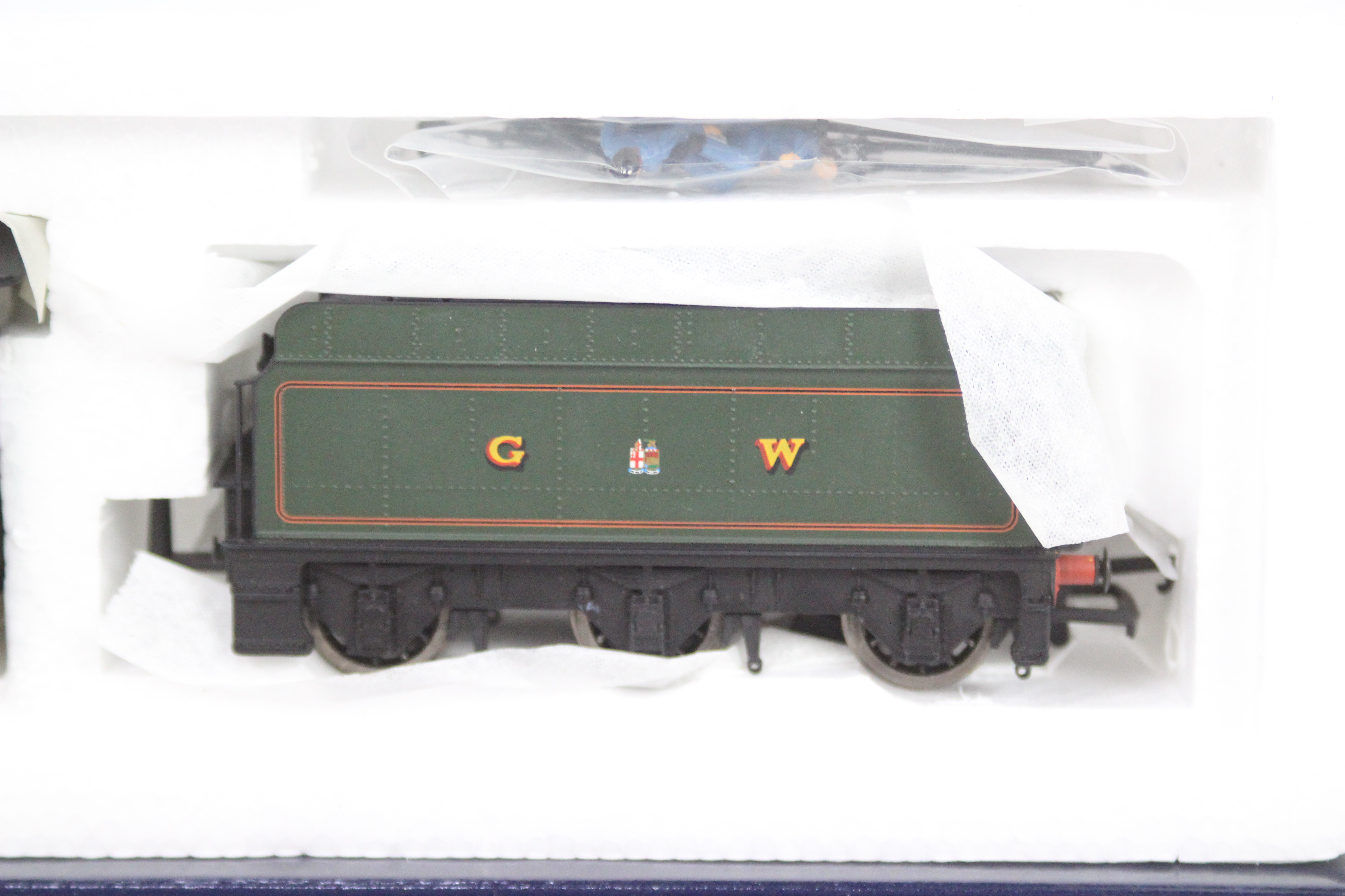 Bachmann - A boxed OO Gauge Hall Class 6959 - 4-6-0 - Steam Locomotive ...