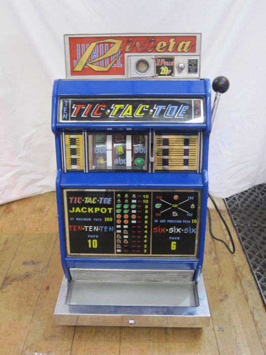 Retro Aristocrat Jubilee Riviera Tic-Tac-Toe slot machine. In working ...