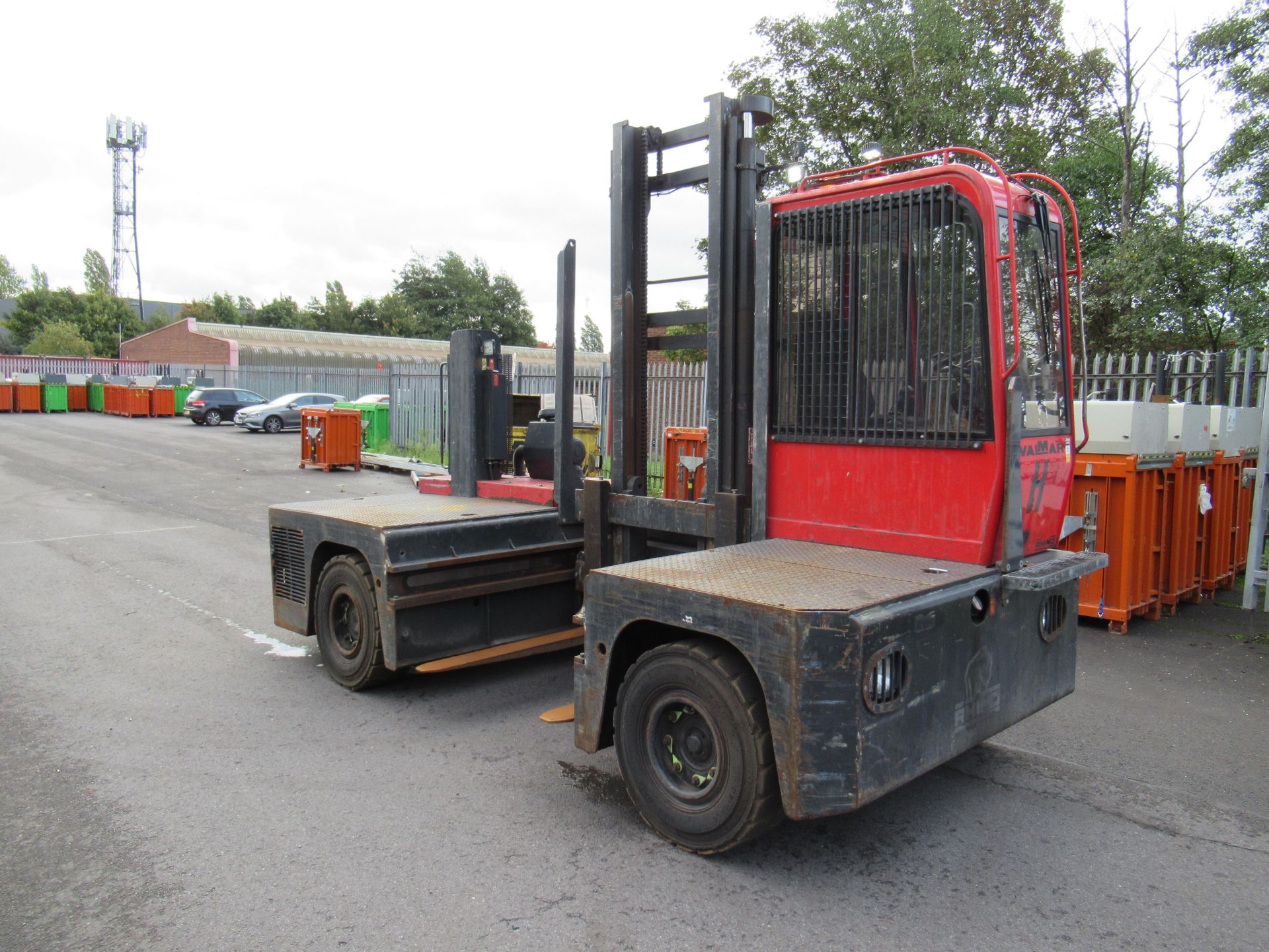 VALMAR Rhino VSM60/12/24 Sideloader - max capacity 6000Kg, max height ...