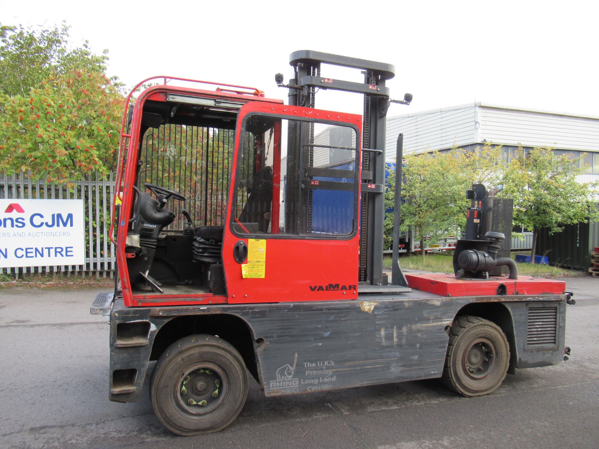 VALMAR Rhino VSM60/12/24 Sideloader - max capacity 6000Kg, max height ...