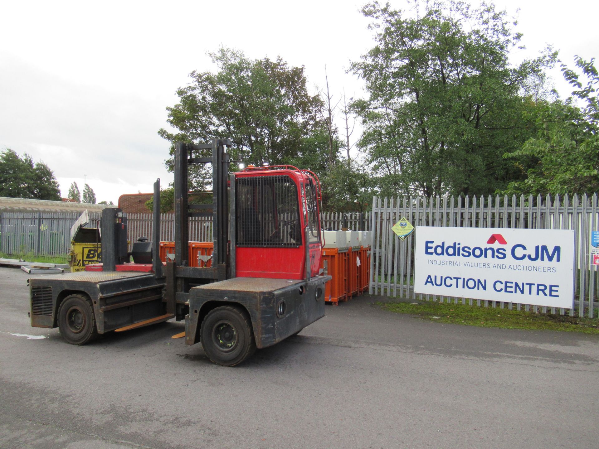 VALMAR Rhino VSM60/12/24 Sideloader - max capacity 6000Kg, max height ...