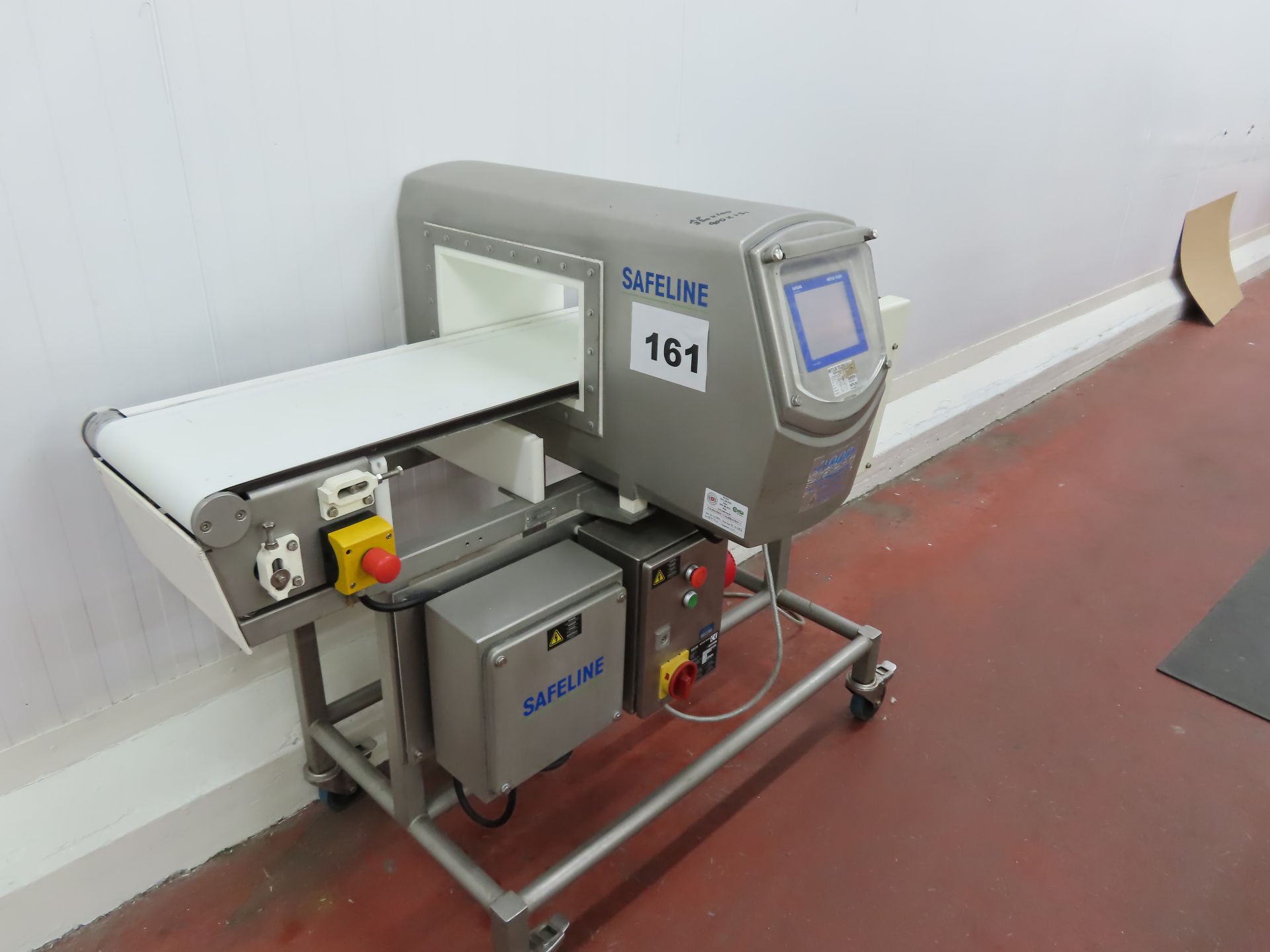 1 x Safeline Profile metal detector. (Supplied by Food Machinery 2000 ...