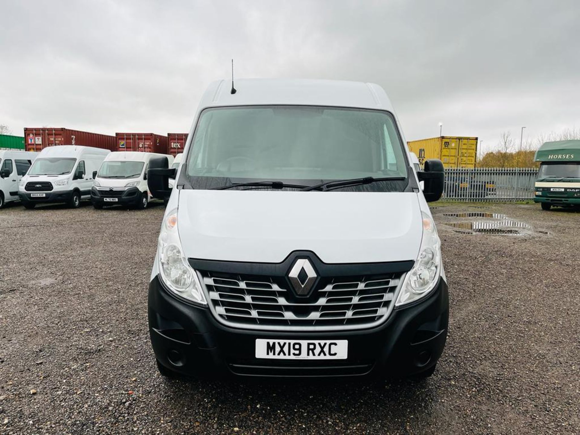 ** ON SALE ** Renault Master 2.3 DCI 130 MM35 Business L2 H2 2019 '19 ...