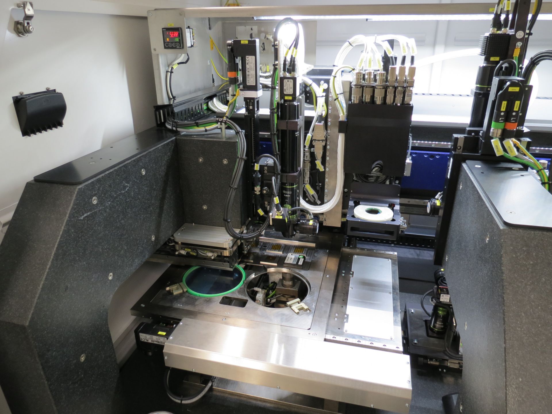 Amicra Microtechnologies AFC Plus High Accuracy Die Bonder, 2017. s/n ...