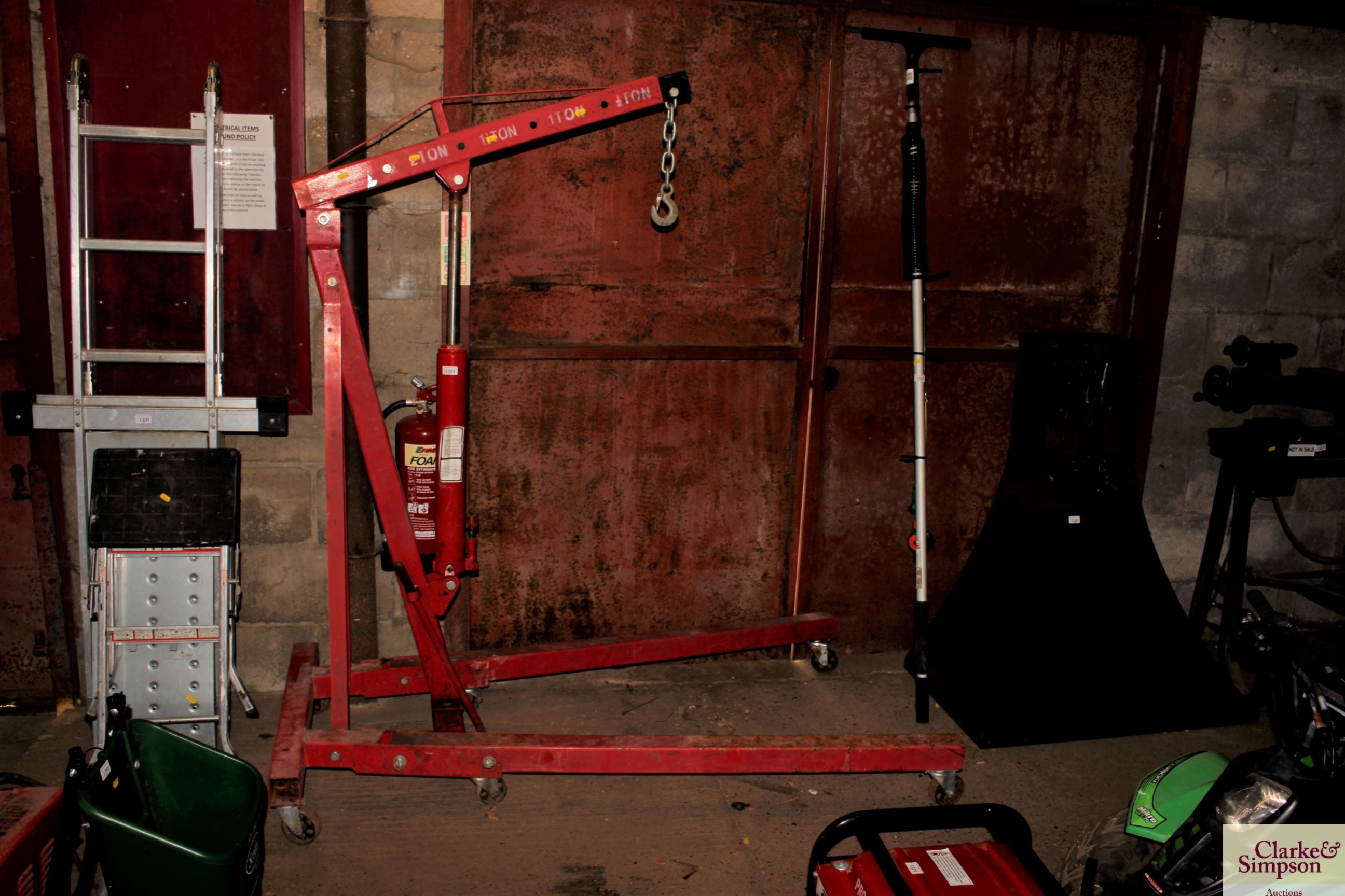 A 2 ton engine hoist