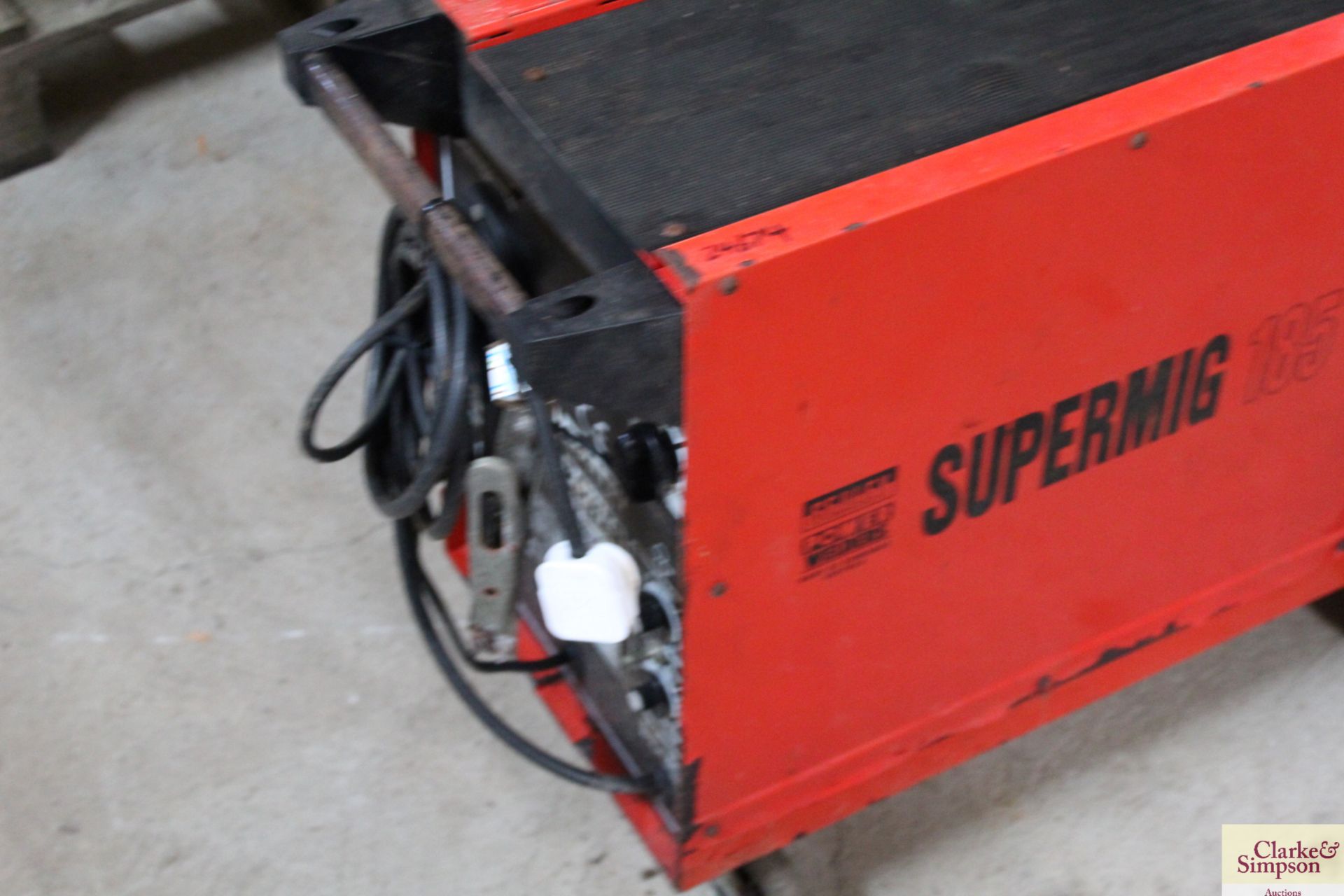 Sealey SuperMig 185 mig welder. V