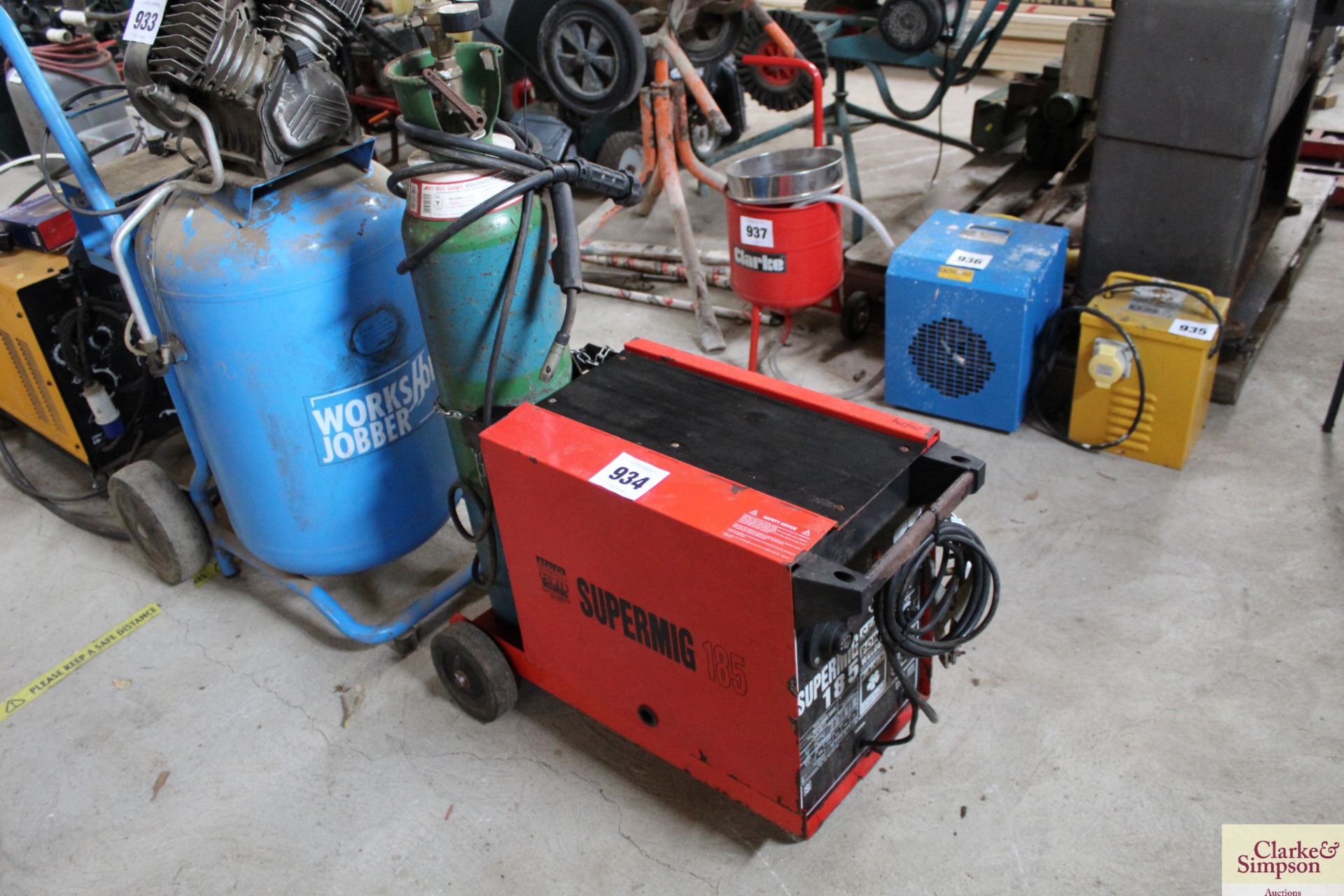 Sealey SuperMig 185 mig welder. V