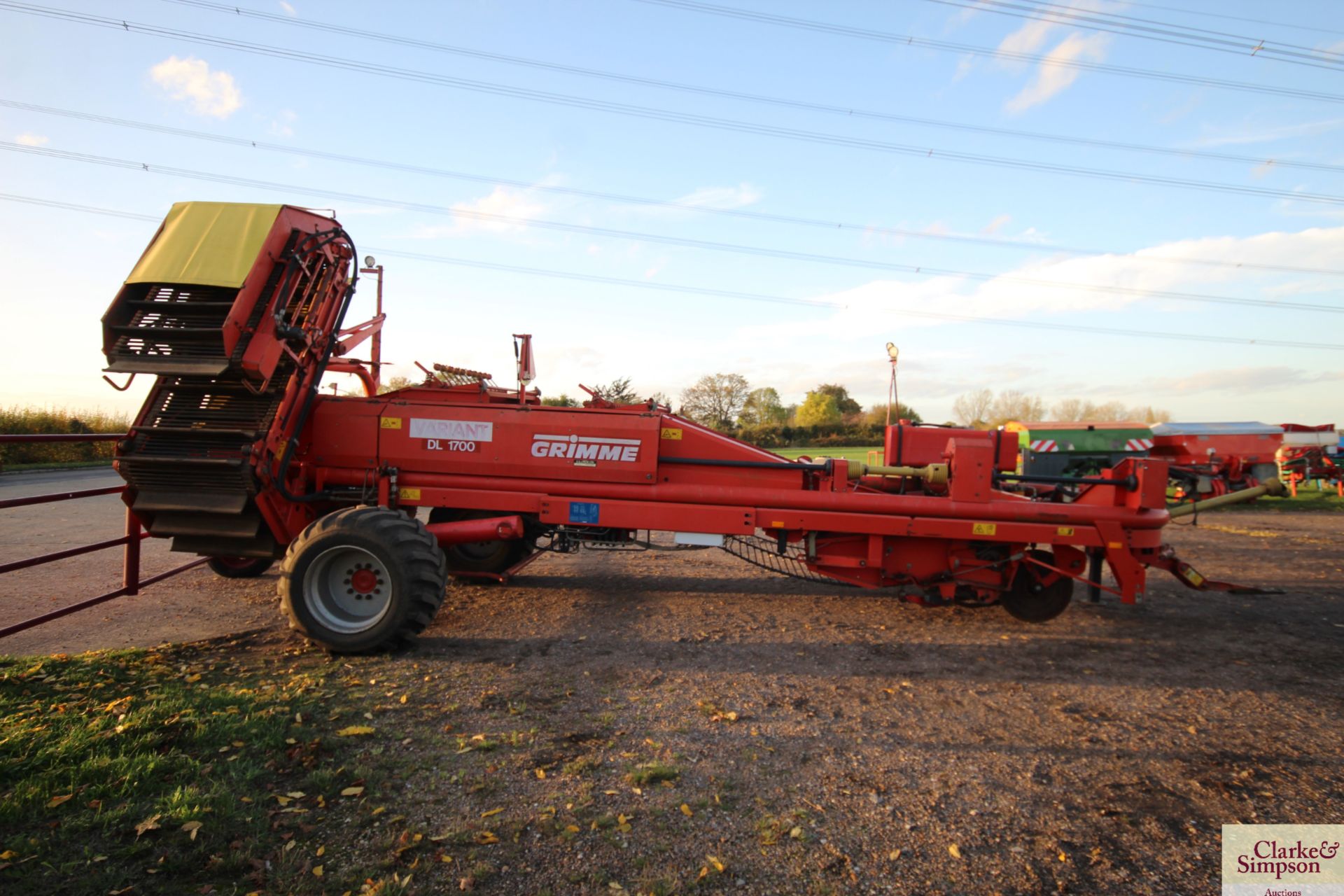 Grimme DL1700 Variant trailed vegetable harvester. 1996. Currently ...