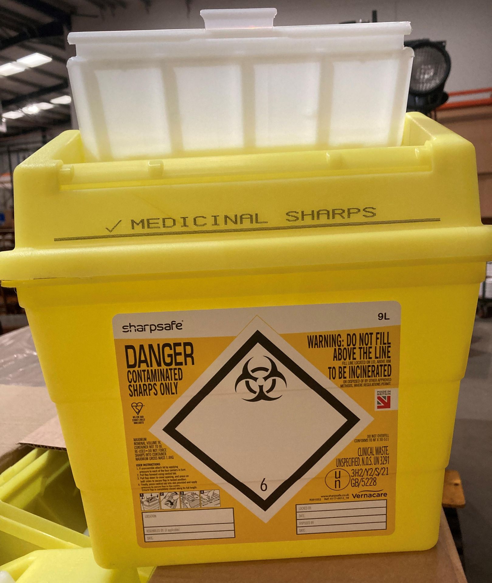8 boxes of Sharpsafe 9L lidded disposal bins (20 per box) (Diesel T)