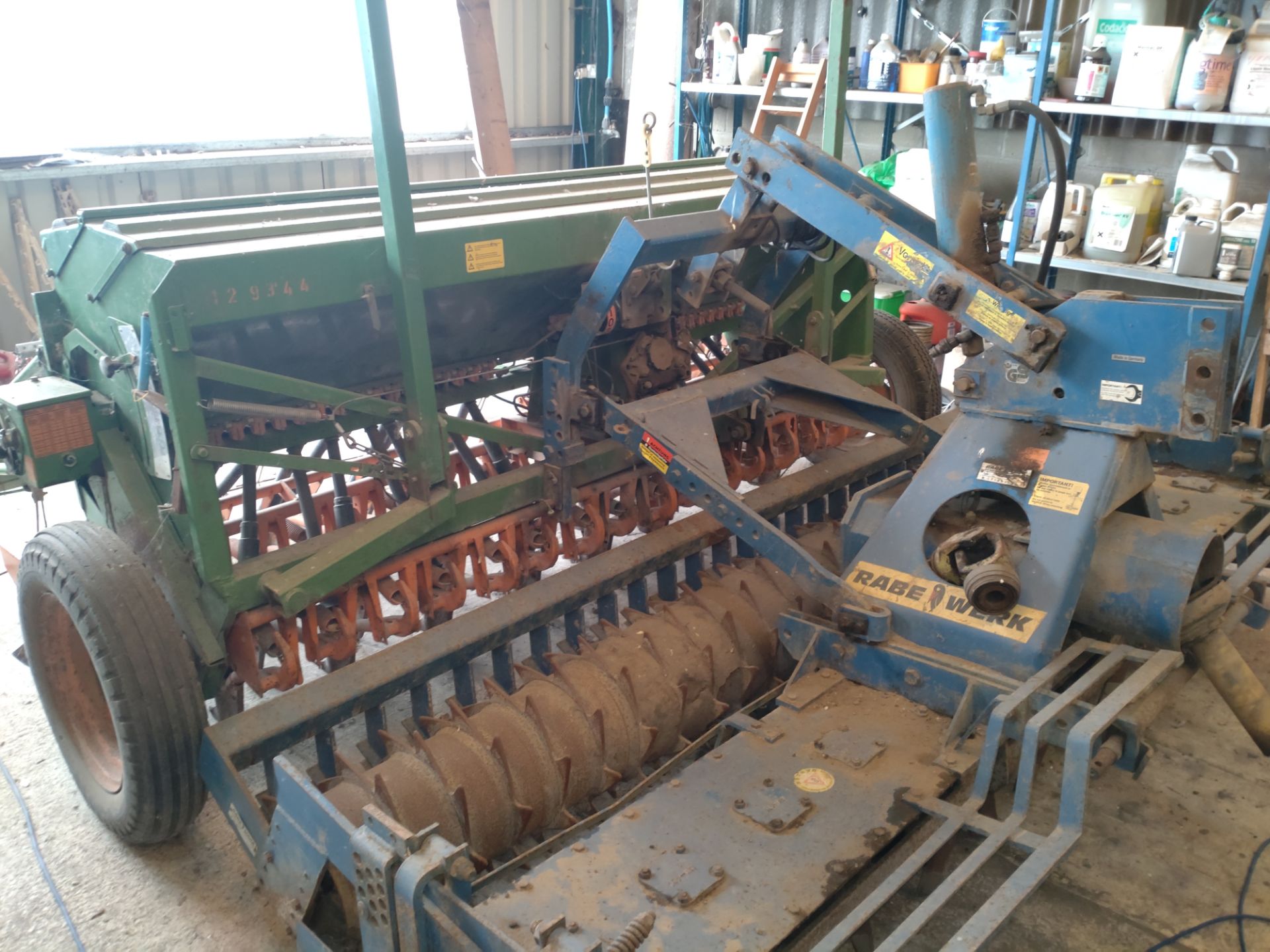 Amazone D8/30E 3m Seed Drill s/n 129344 c/w Rabe MKE 300 power harrow s ...